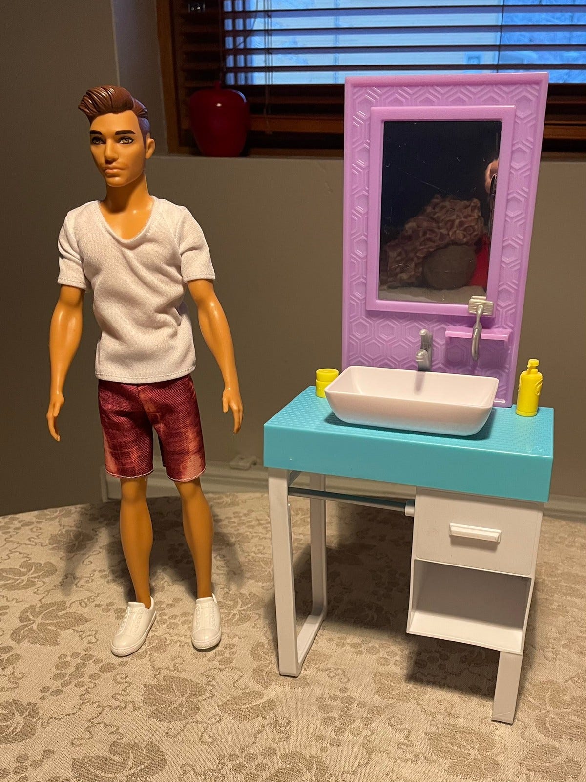 Barbie kylpyhuonesetti ja Ken-nukke | Tori