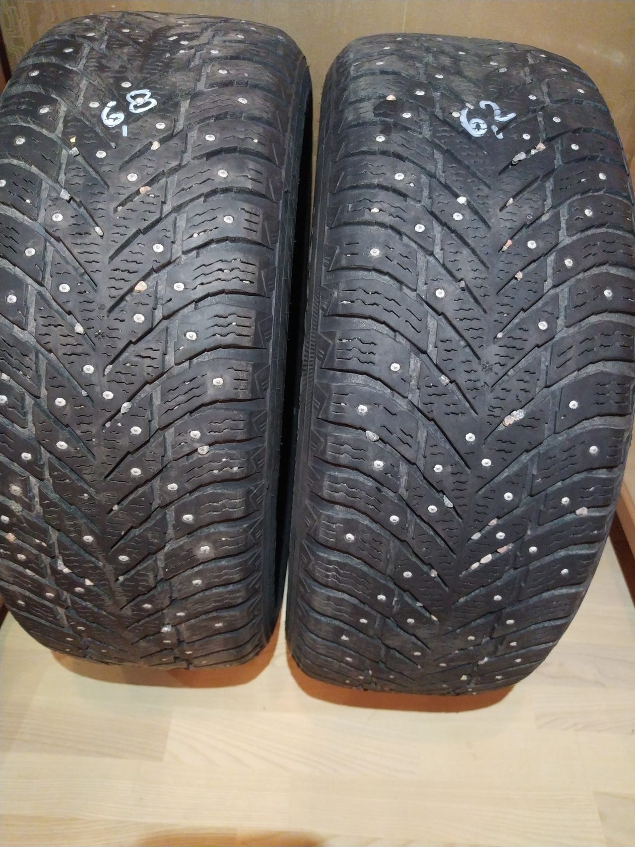 2 kpl 235/55-18 6-7mm Nokian Hakkapeliitta 10 SUV | Tori