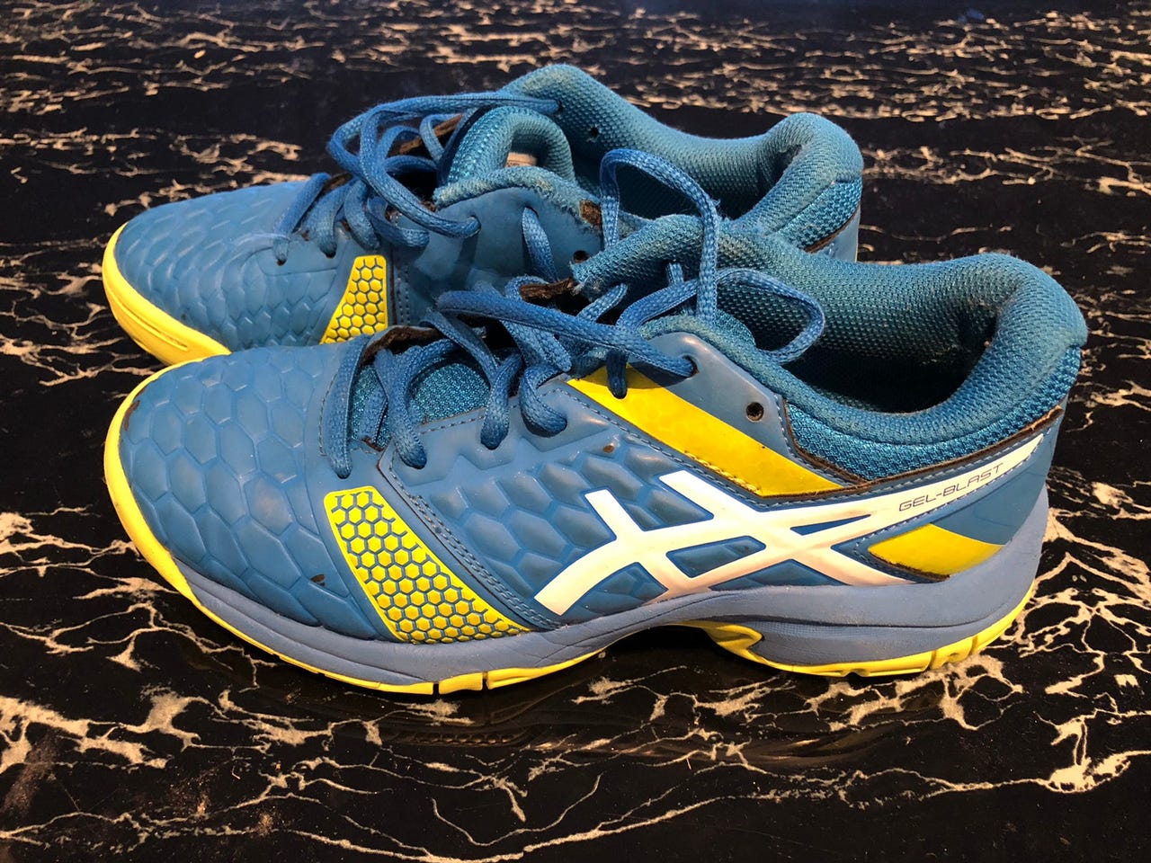 Sisäpelikengät Asics, koko 35 | Tori