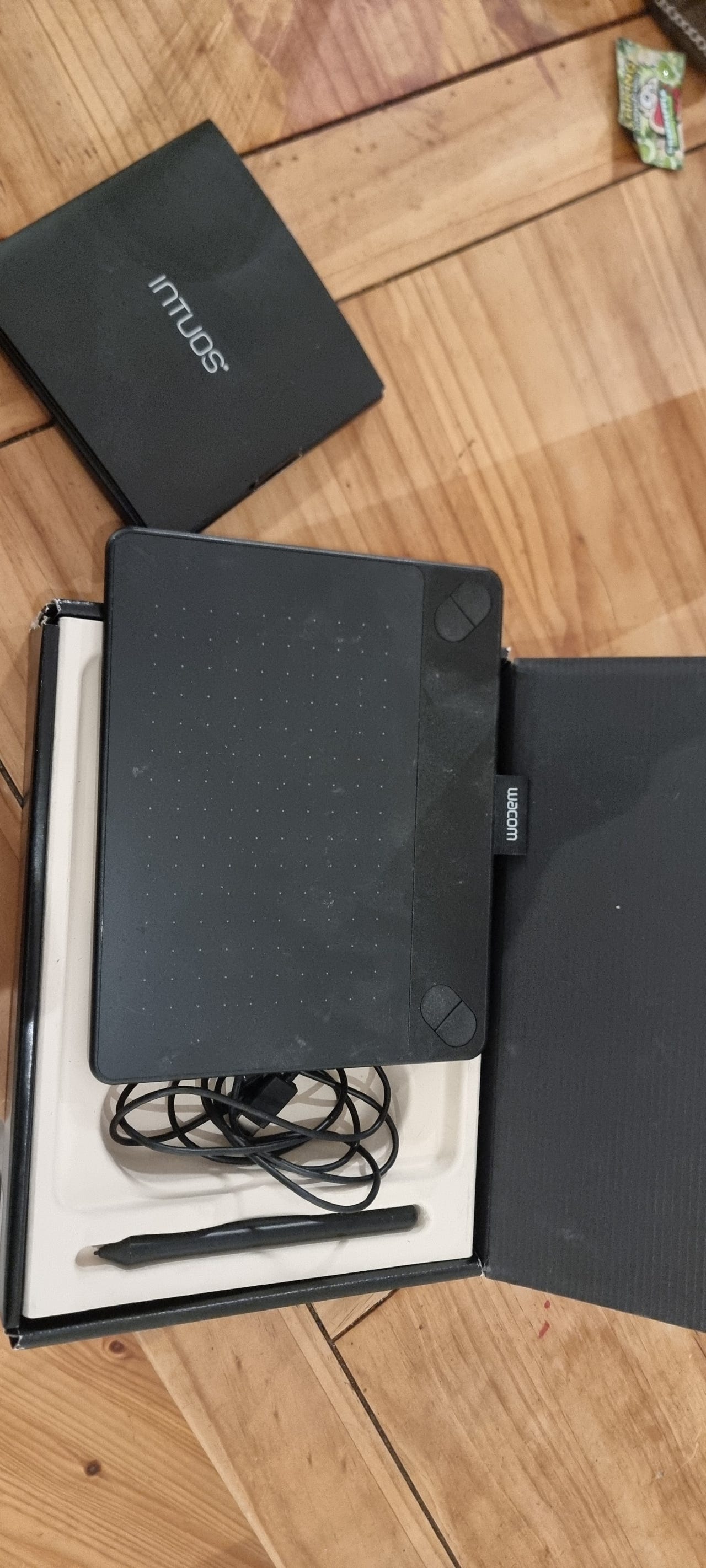 Wacom Intuos tablet | Tori