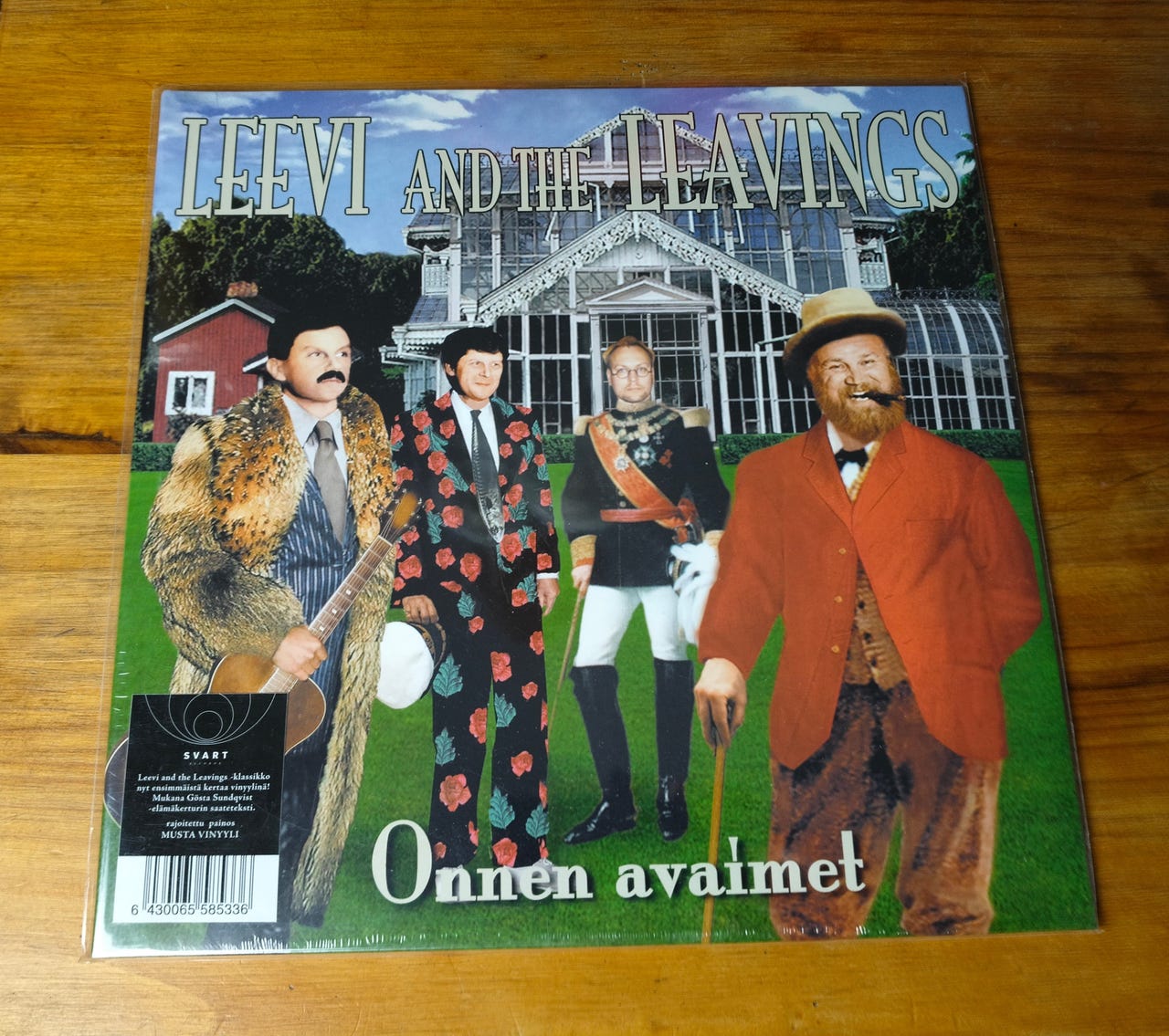 Leevi and the Leavings Onnen Avaimet LP musta vinyyli mint | Tori