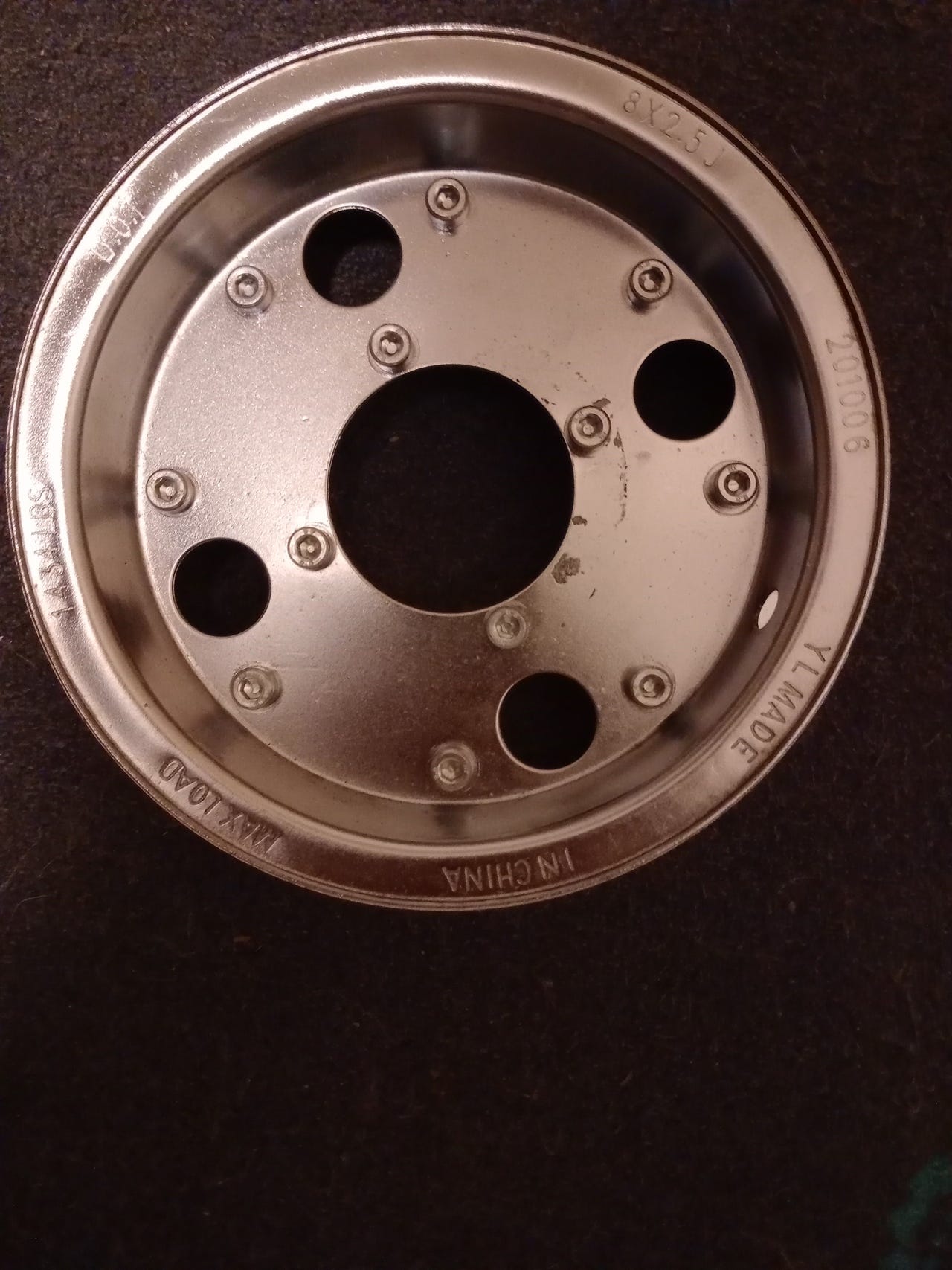 2,50 nelireikäiset Mankin vanteet | Tori