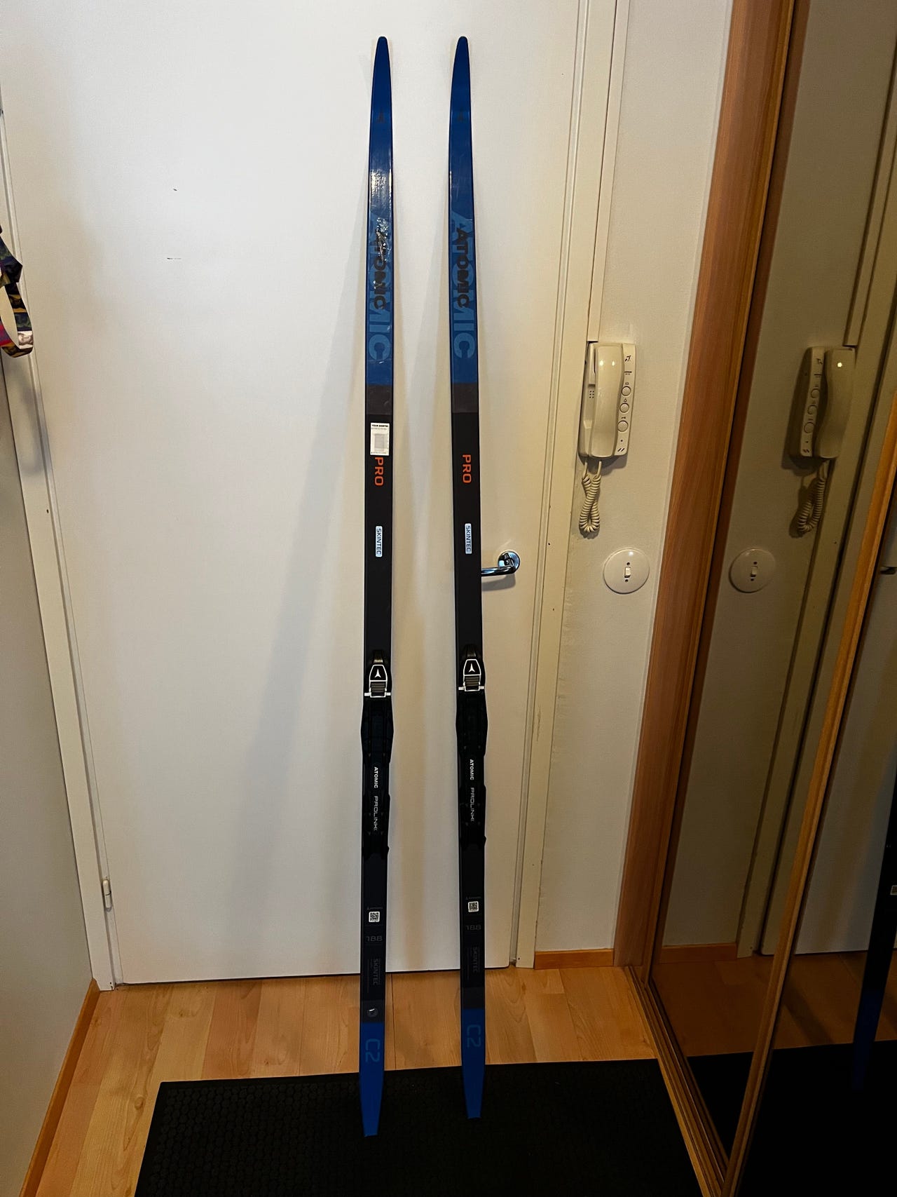 Suksipaketti 188 cm, uudet sukset, monot, sauvat, suksipidike ja ski ...