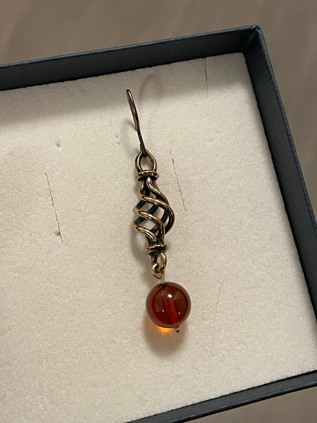 Kalevala Tulen henki -korvakoru (pronssi) | Tori