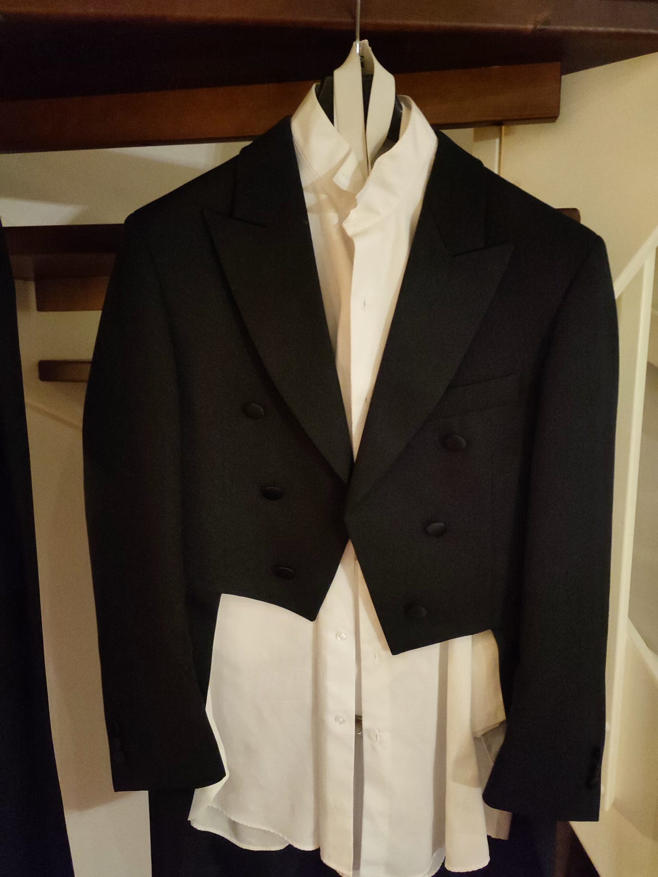 Vuokrataan wanhojentanssi frakki puku | Tori