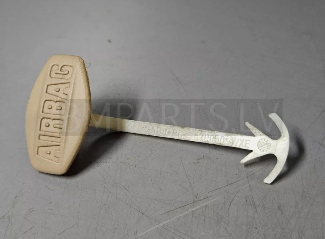 BMW etuoven airbag merkki 2kpl | Tori