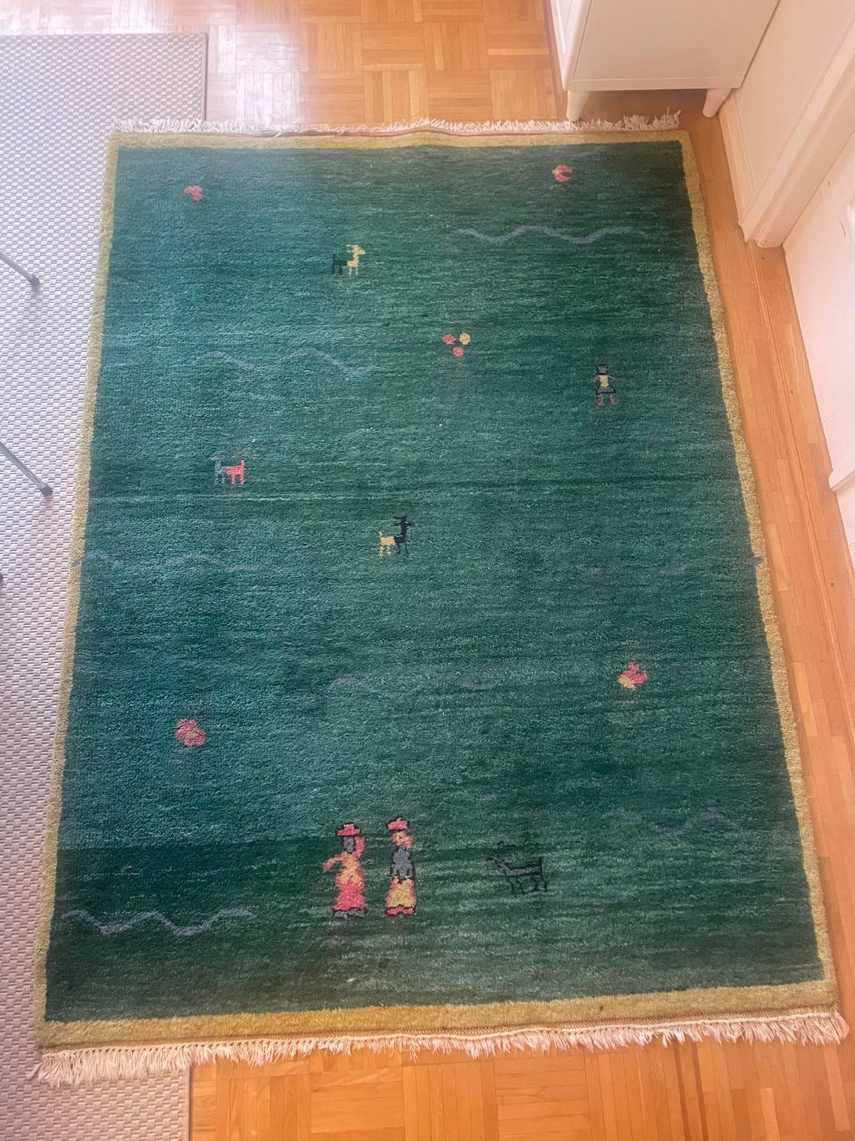 Vihreä Gabbeh-tyylinen villamatto 140x190 (140x200). | Tori