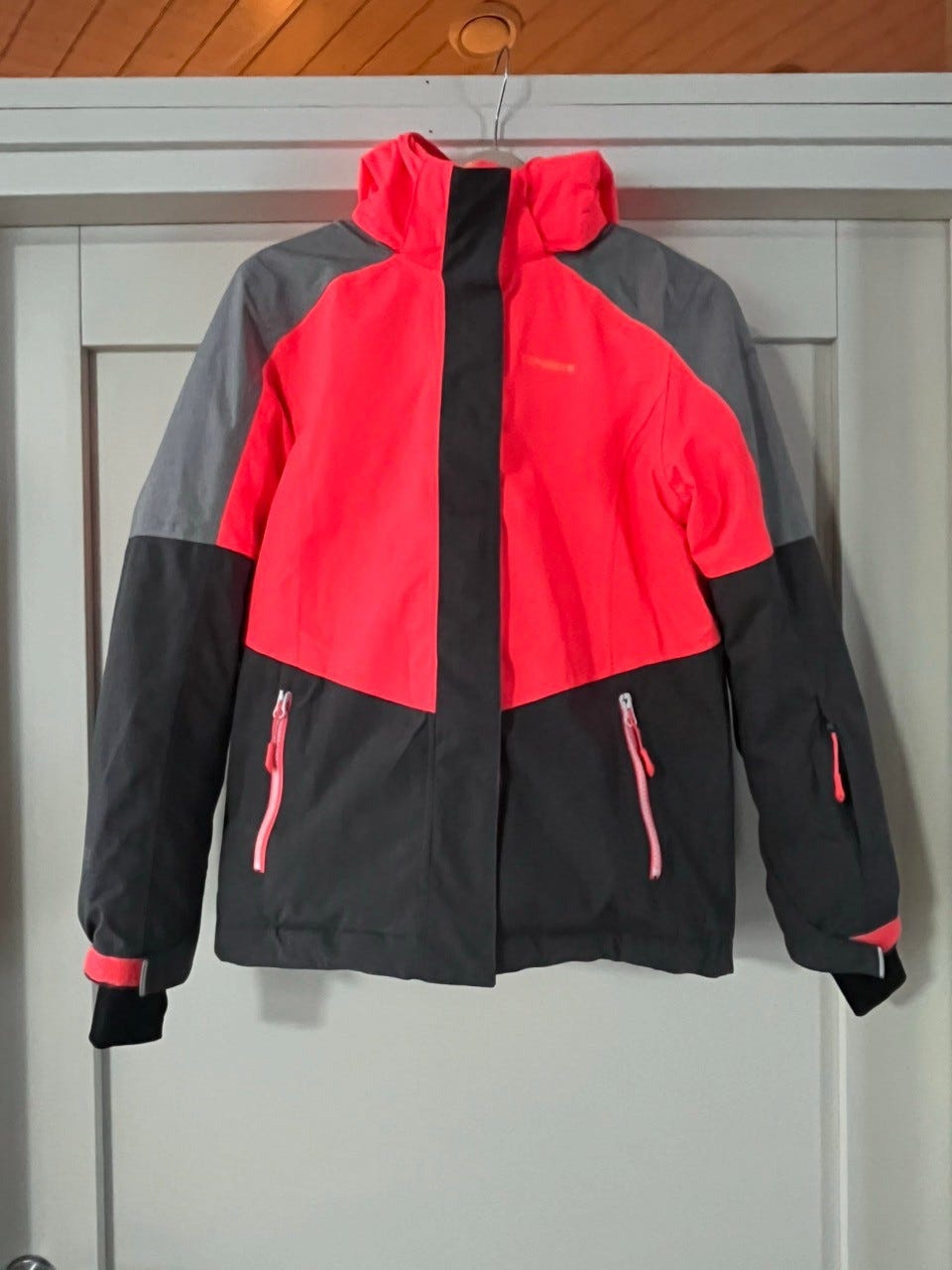 Icepeak laskettelutakki/toppatakki | Tori