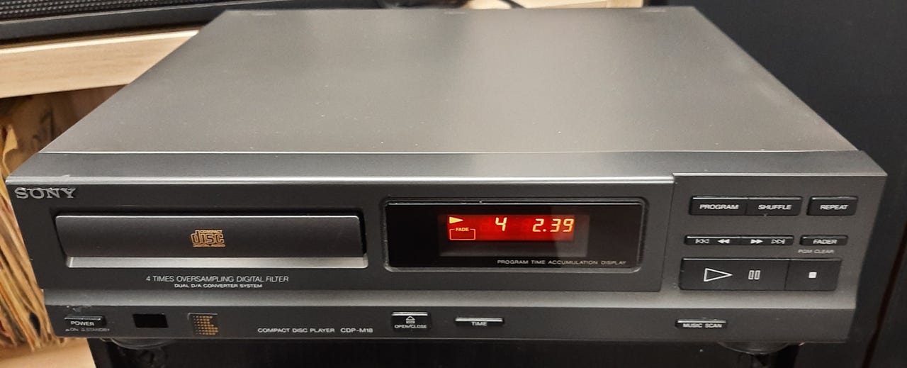 Sony CD-soitin CDP-M18 | Tori