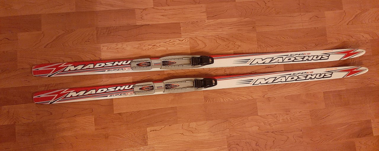 Lasten sukset 130 cm | Tori