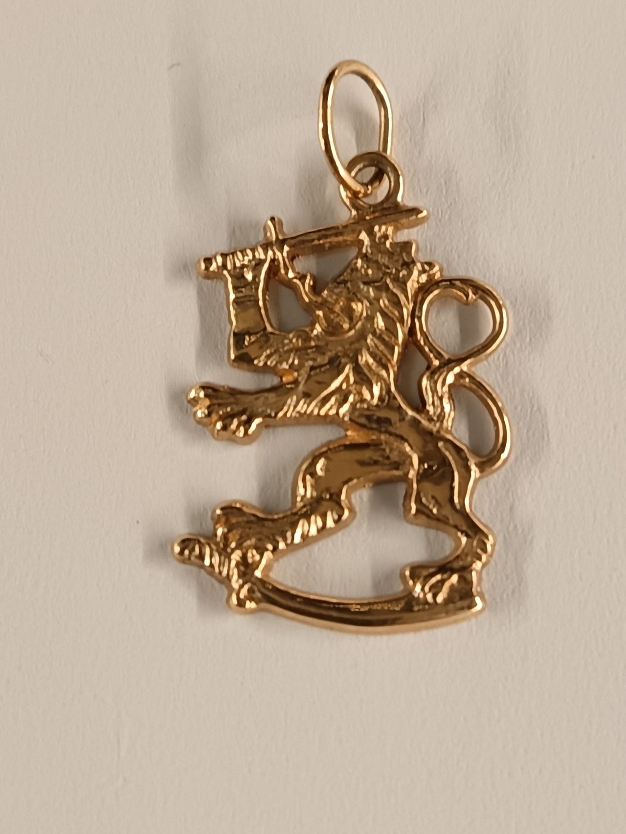 Kultainen Suomi Leijona riipus | Tori