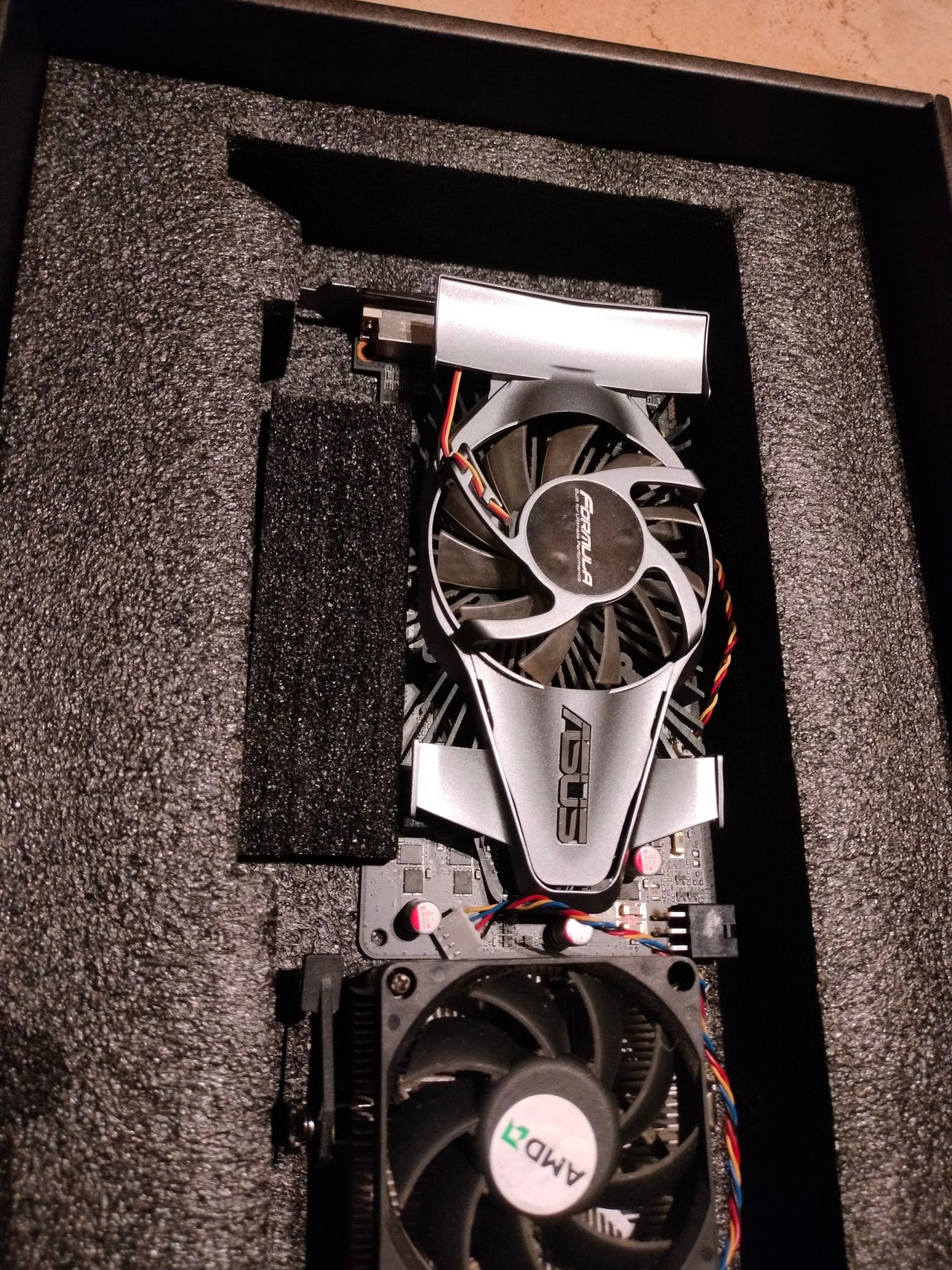 ASUS HD 5750 Formula | Tori