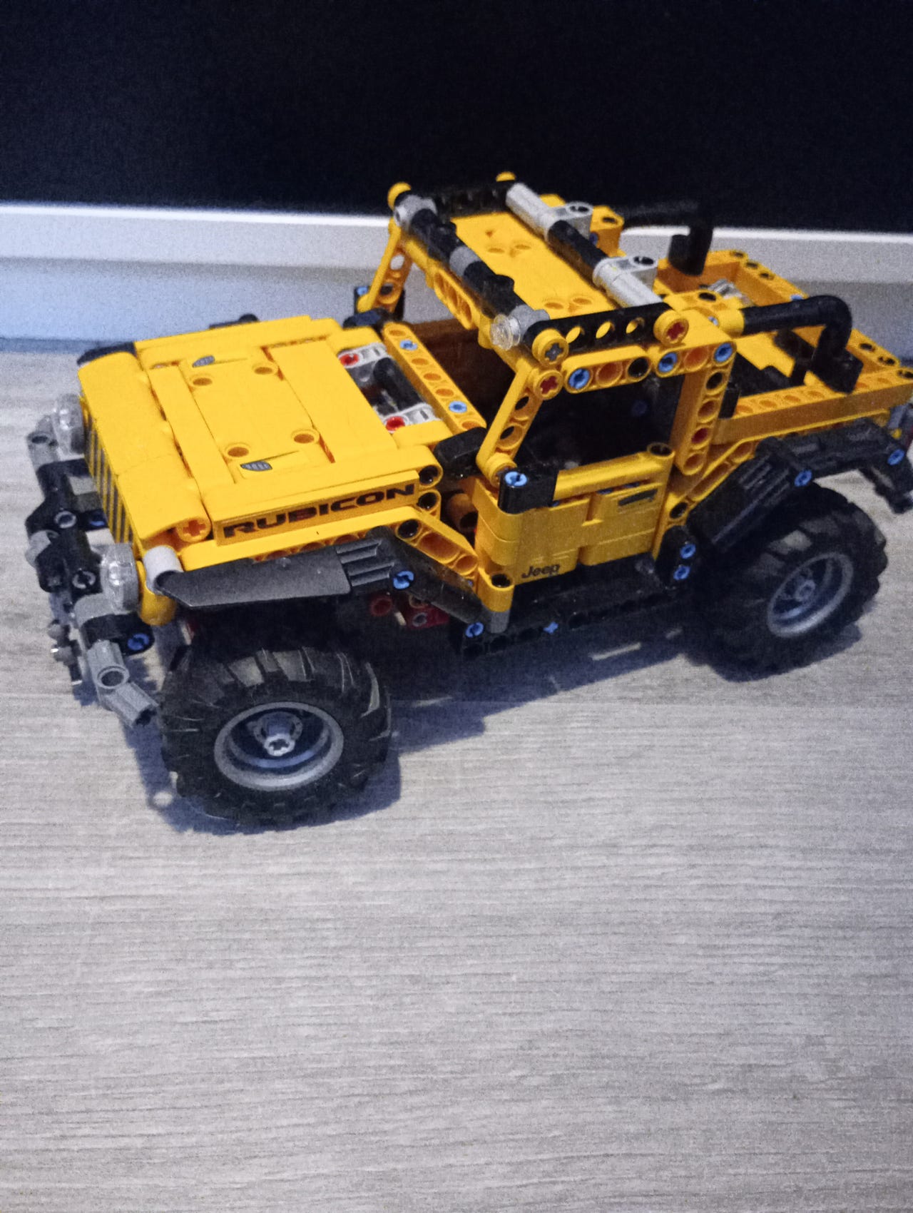 Lego jeep | Tori