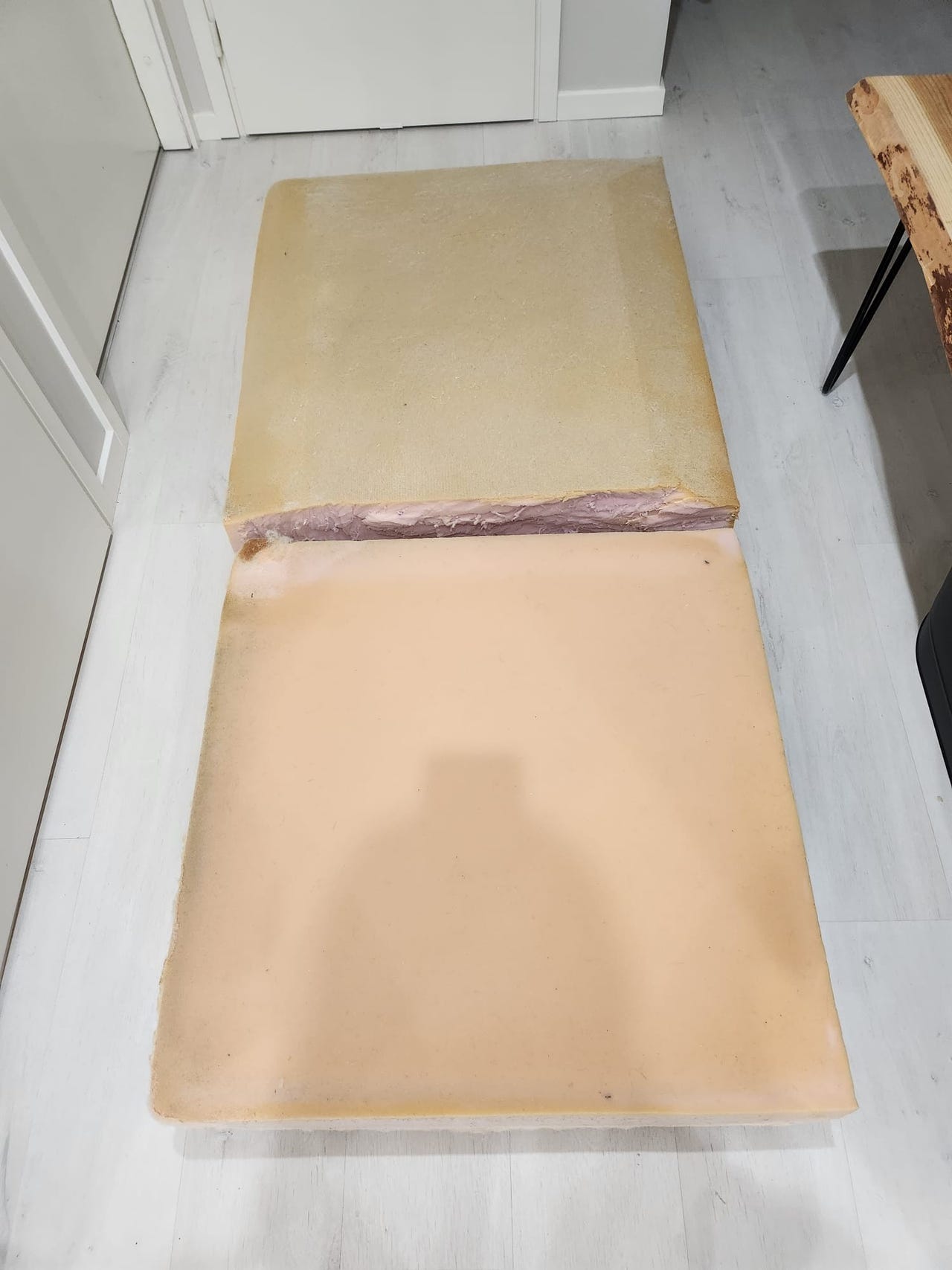 Kaksi palaa vaahtomuovia | Tori