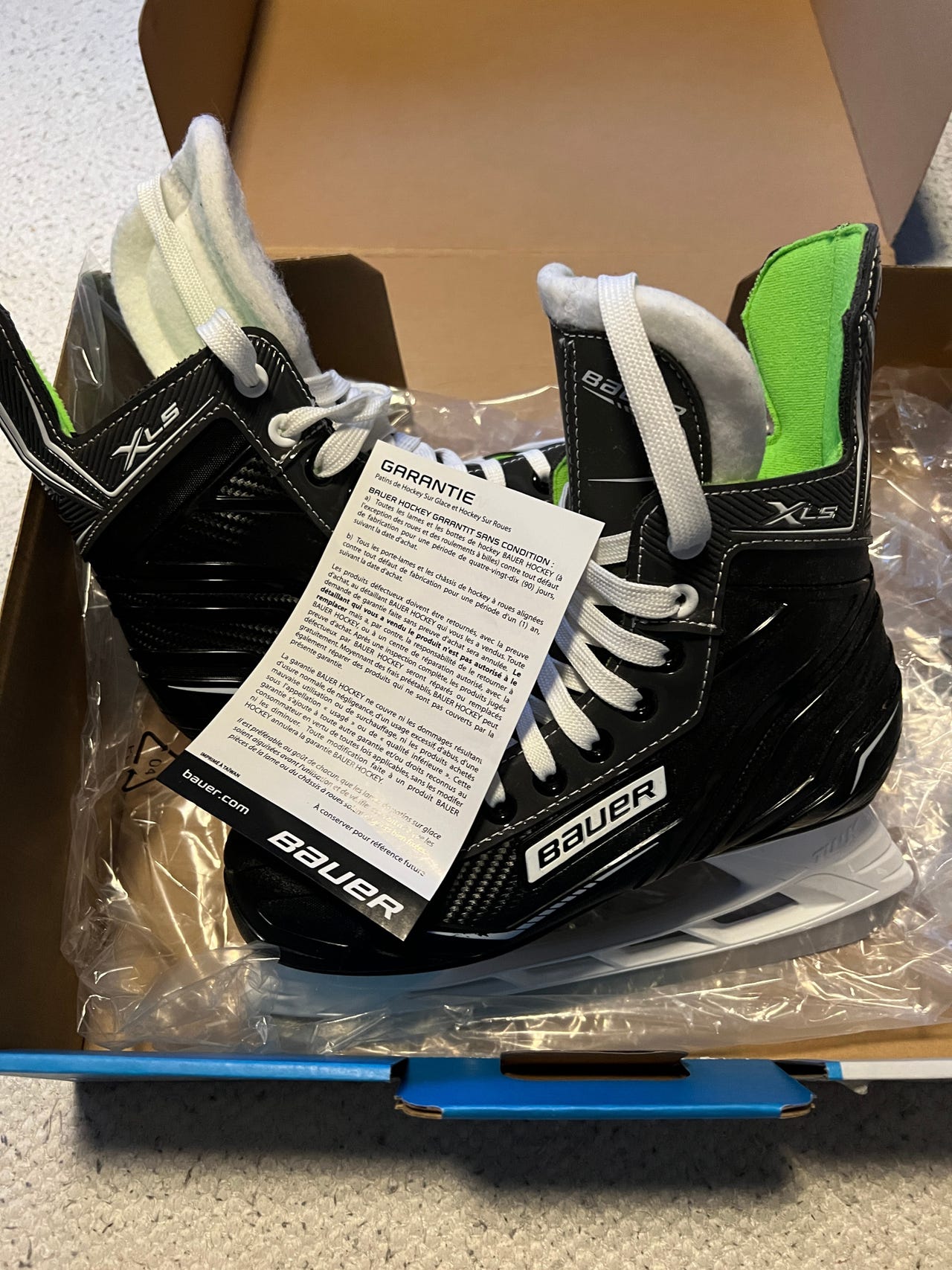 Uudenveroiset Bauer XLS lasten/nuorten luistimet - koko 38 | Tori