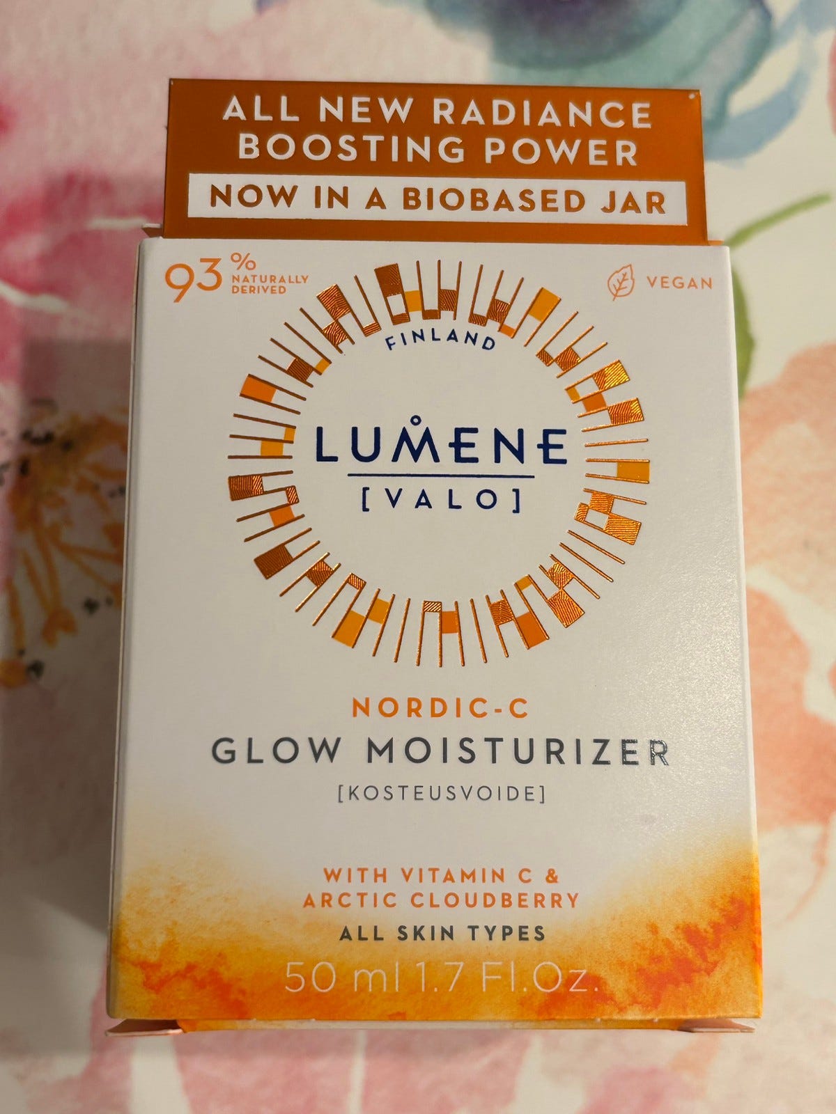 Myydään Lumene Valo-sarjan päivävoide (kosteusvoide) | Tori