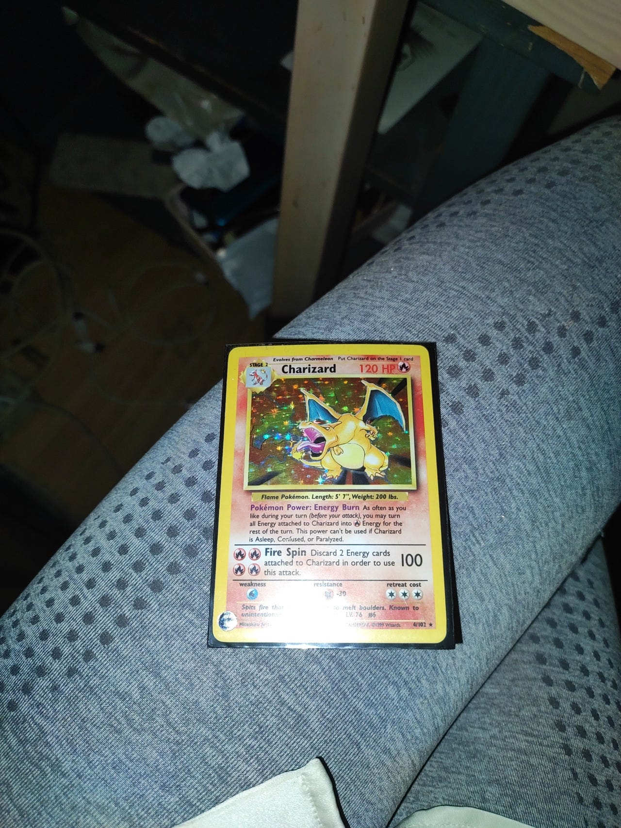 Pokemon Charizard-kortti | Tori