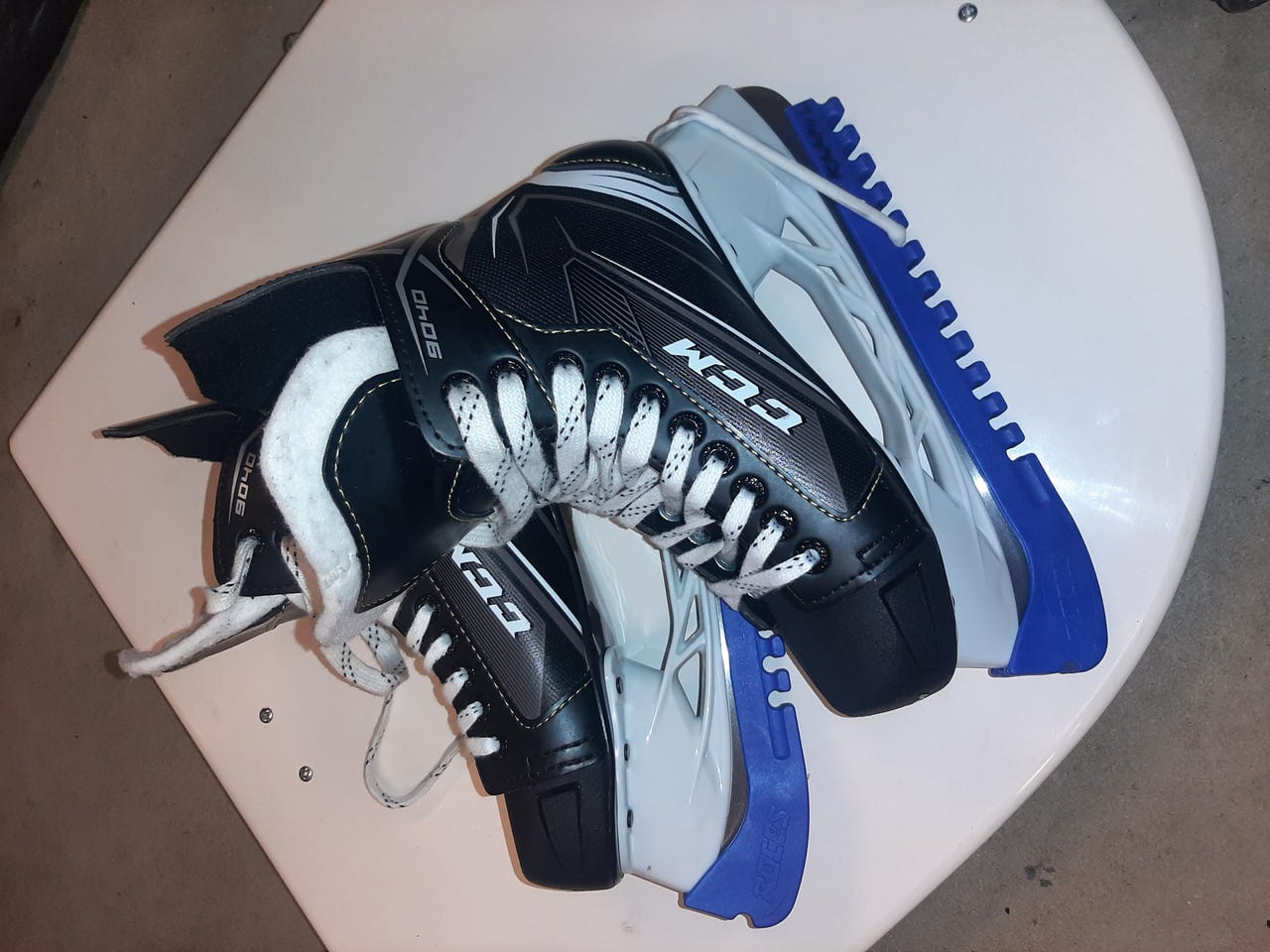 CCM Tacks 9040 JR luistimet | Tori