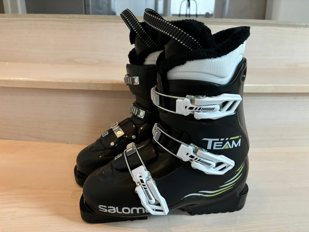 Salomon laskettelumonot 23,0 | Tori