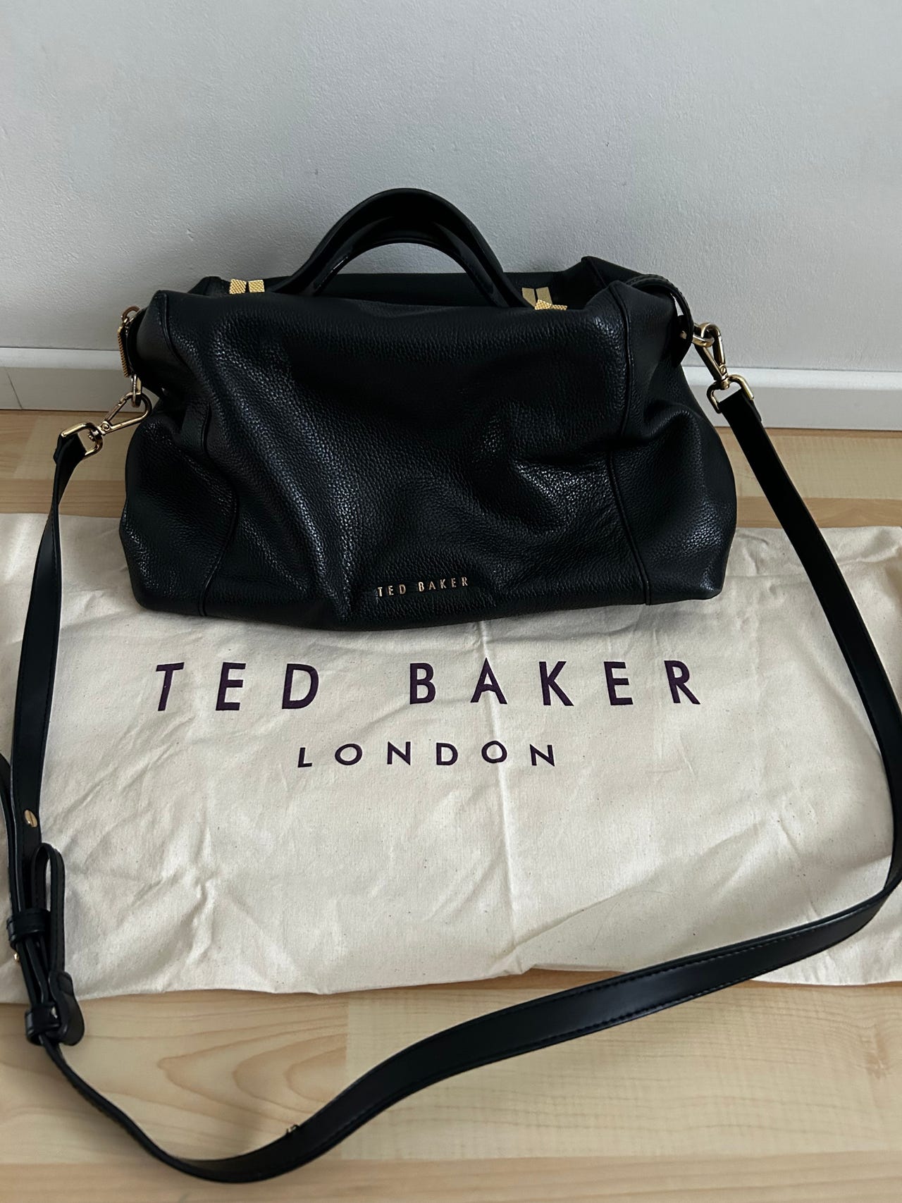 Ted Baker laukku | Tori