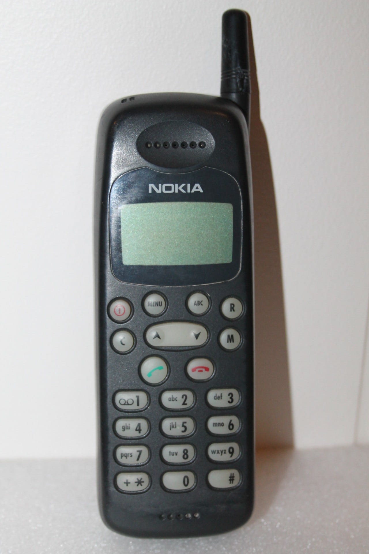 Nokia 1610 matka puhelin 1996 matkapuhelin 90-luku vintage kännykkä NHE-5SA | Tori