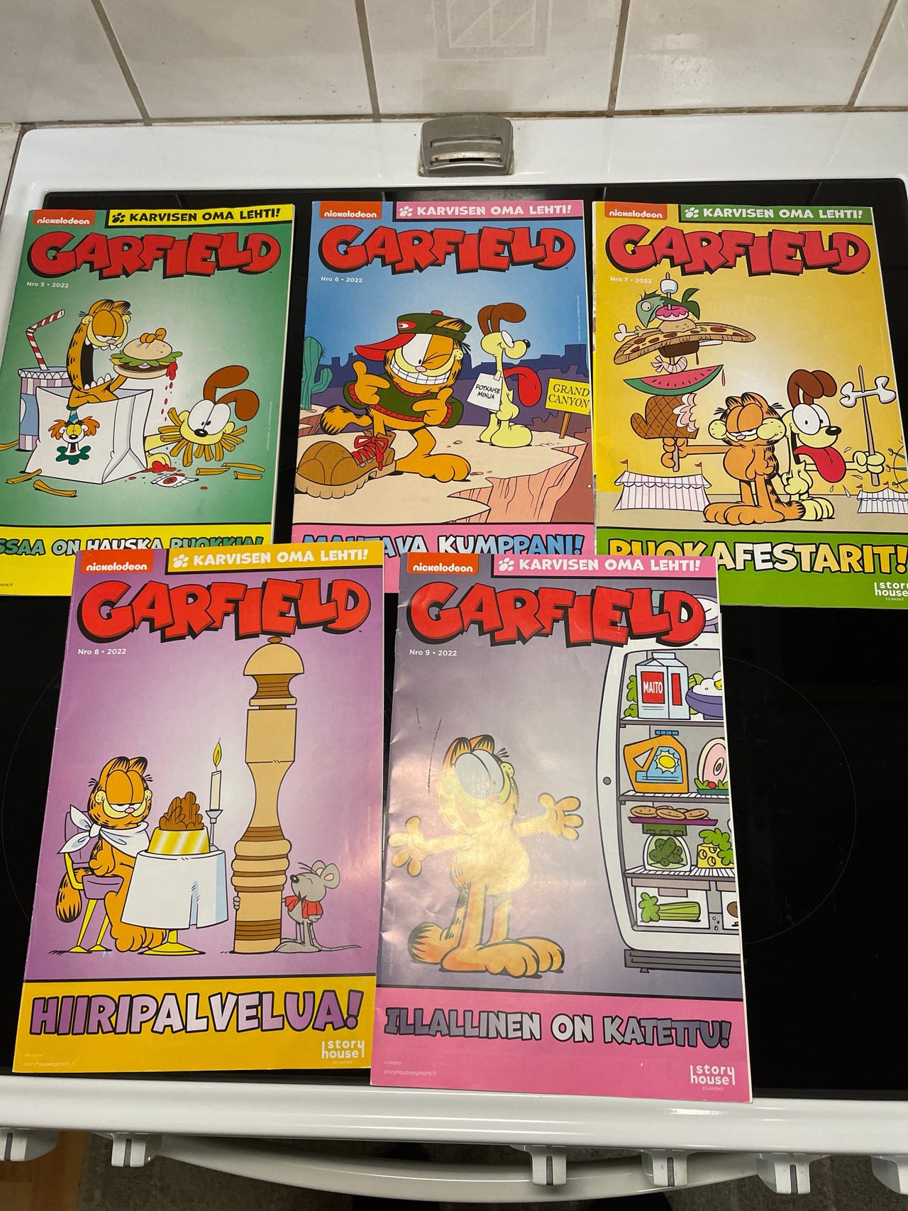 Karvinen, lehtiä | Tori