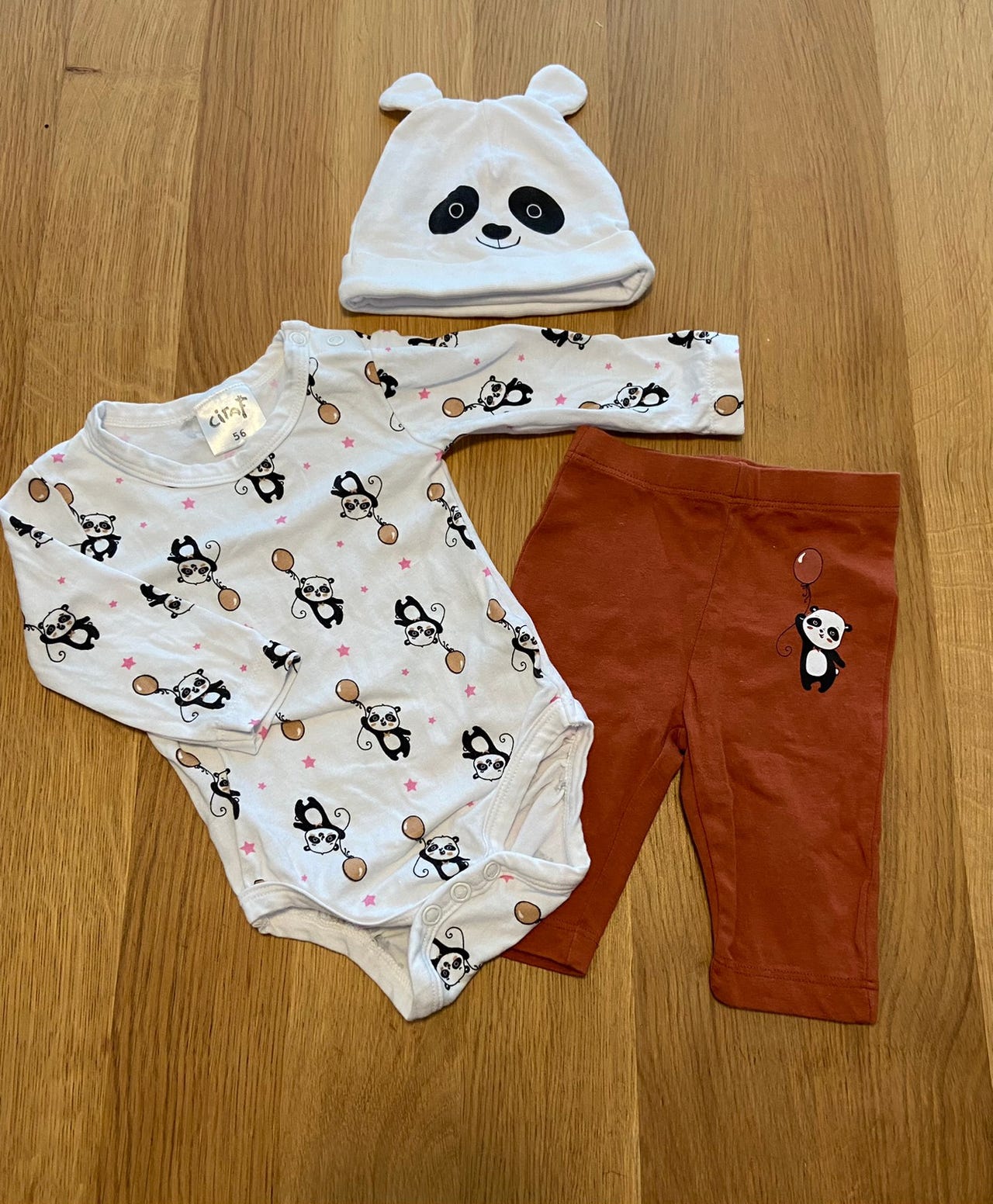 Panda body, housut ja pipo (56) | Tori