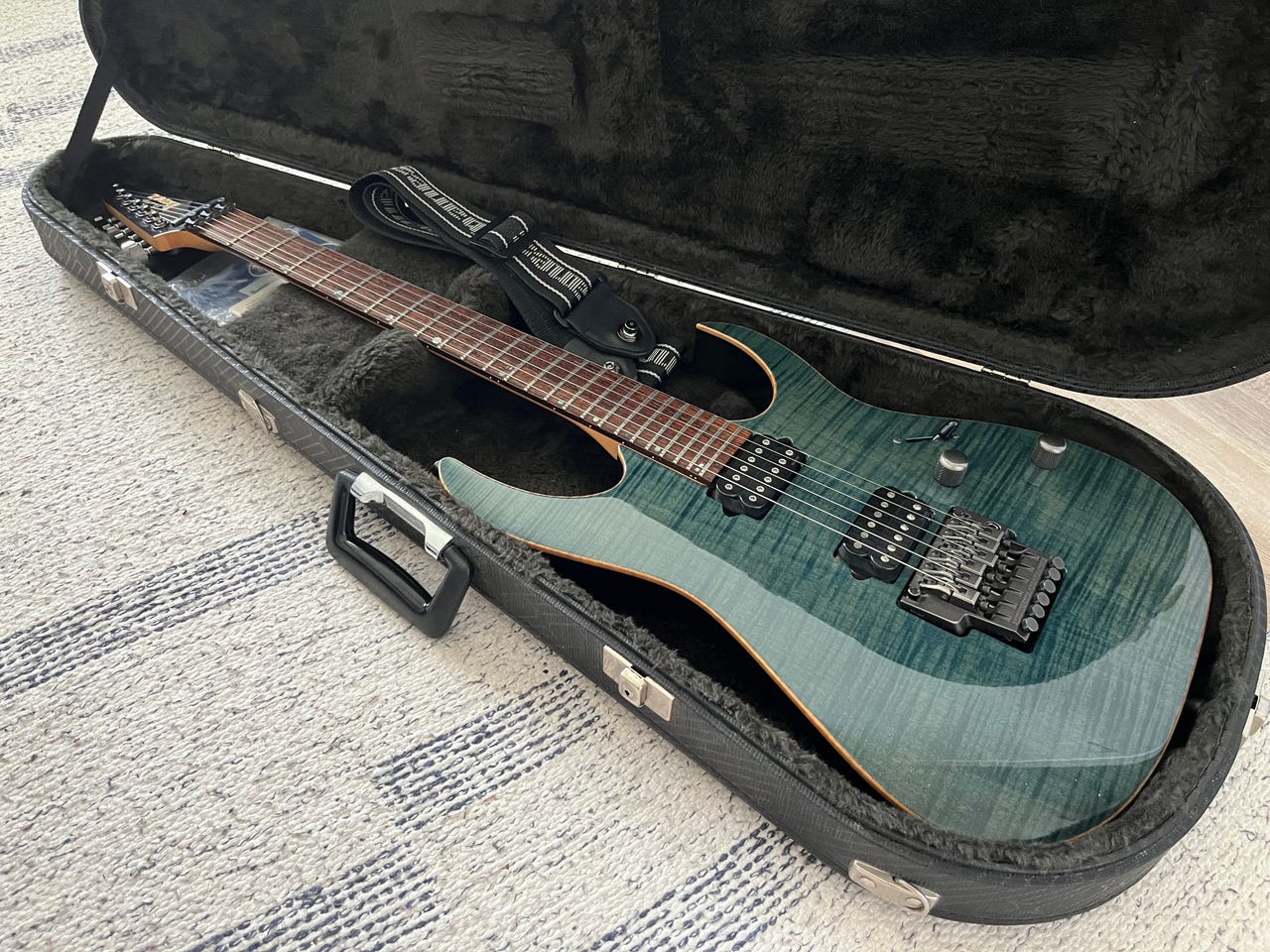 Ibanez RG3120 Prestige (2002) | Tori