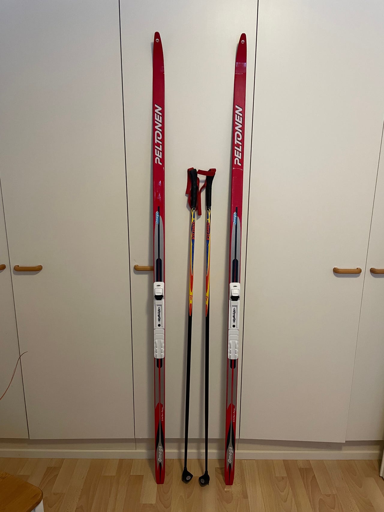 Peltosen perinteiset Omega Lite Tech Core -sukset, pituus 190 cm ...