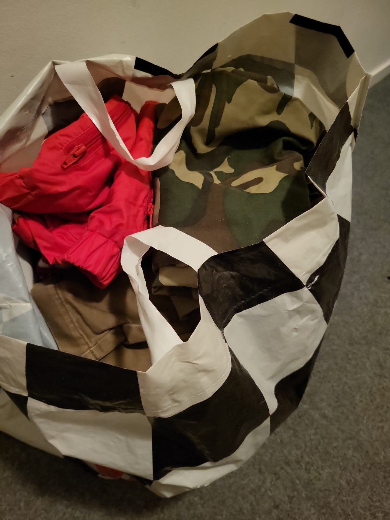 Säkillinen miesten vaatteita | Tori