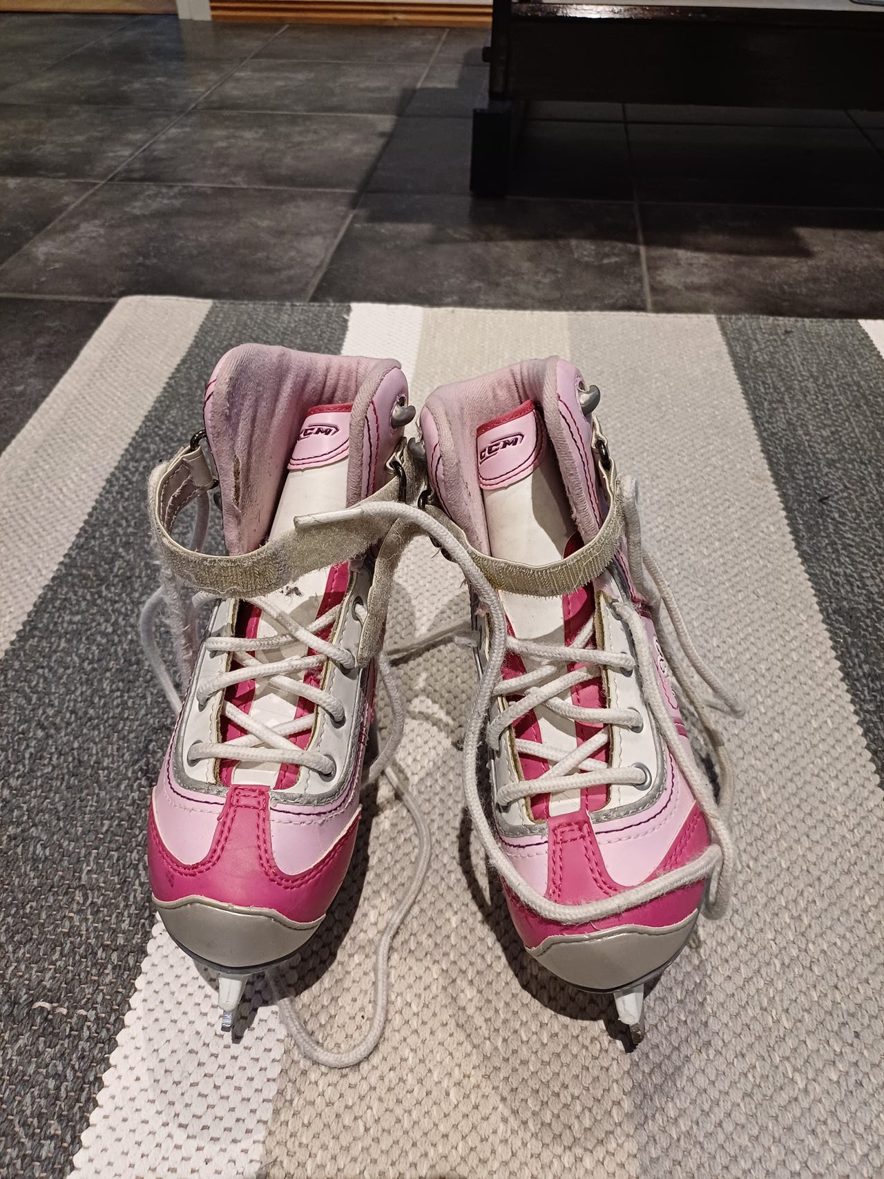 Kaunoluistimet CCM koko 33 | Tori