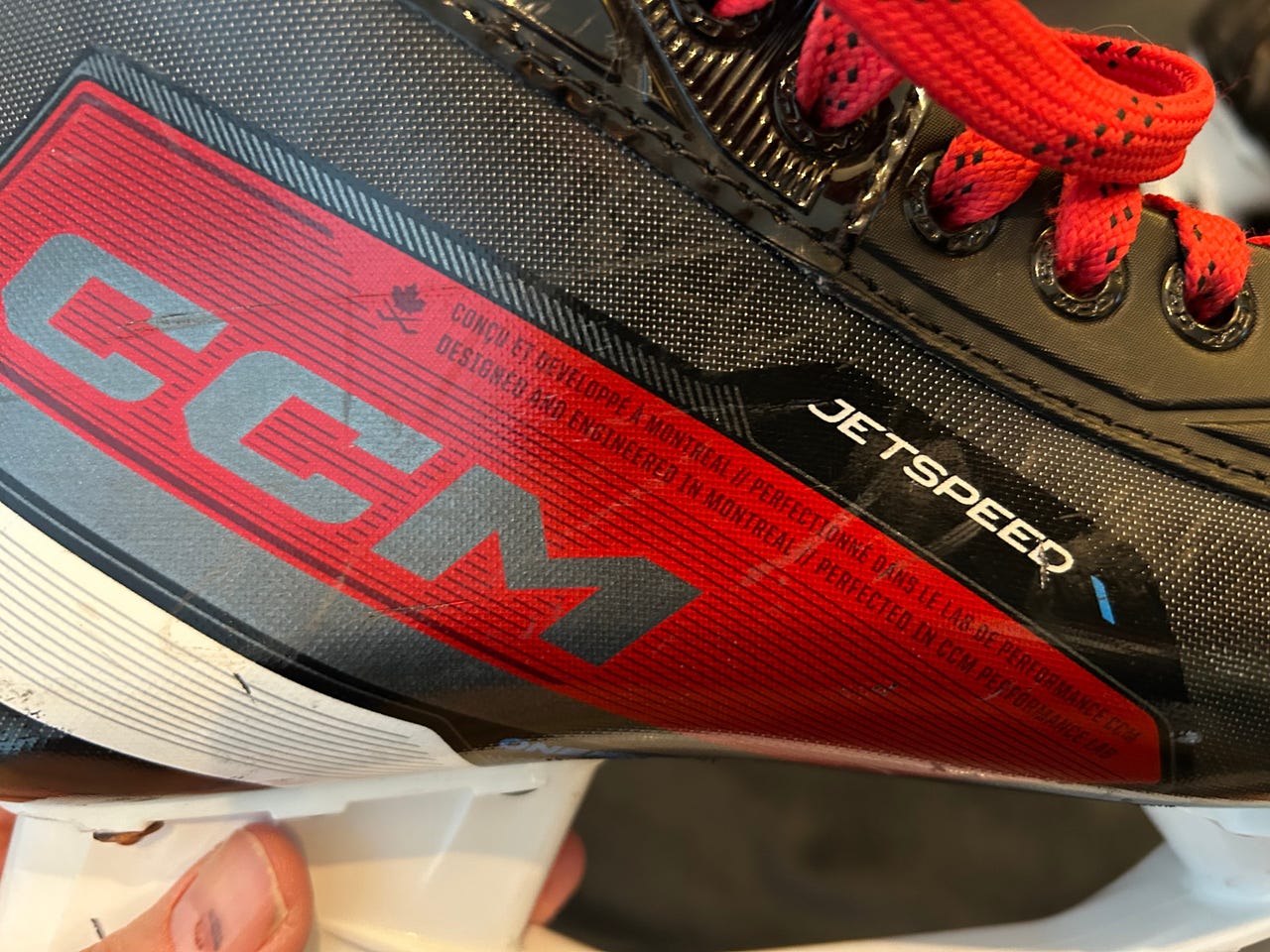 CCM, koko 9, regular luistimet | Tori