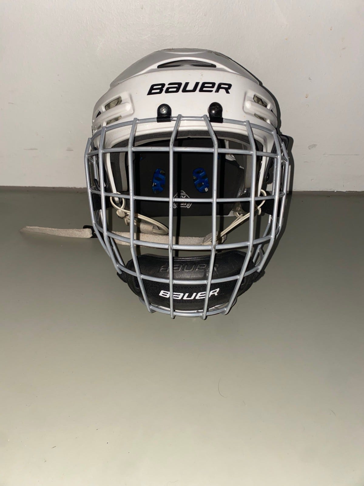 Bauer jääkiekko kypärä junior | Tori