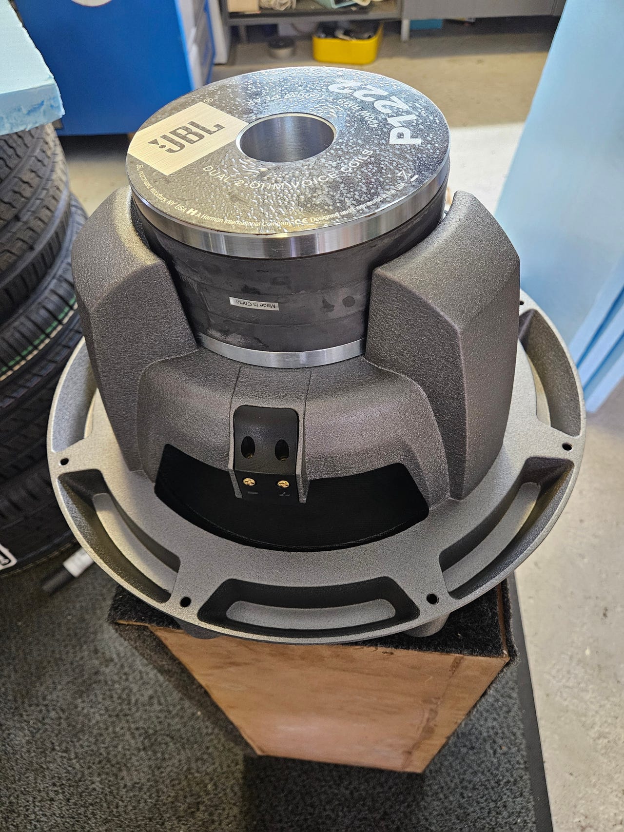 JBL P1222 subwoofer | Tori