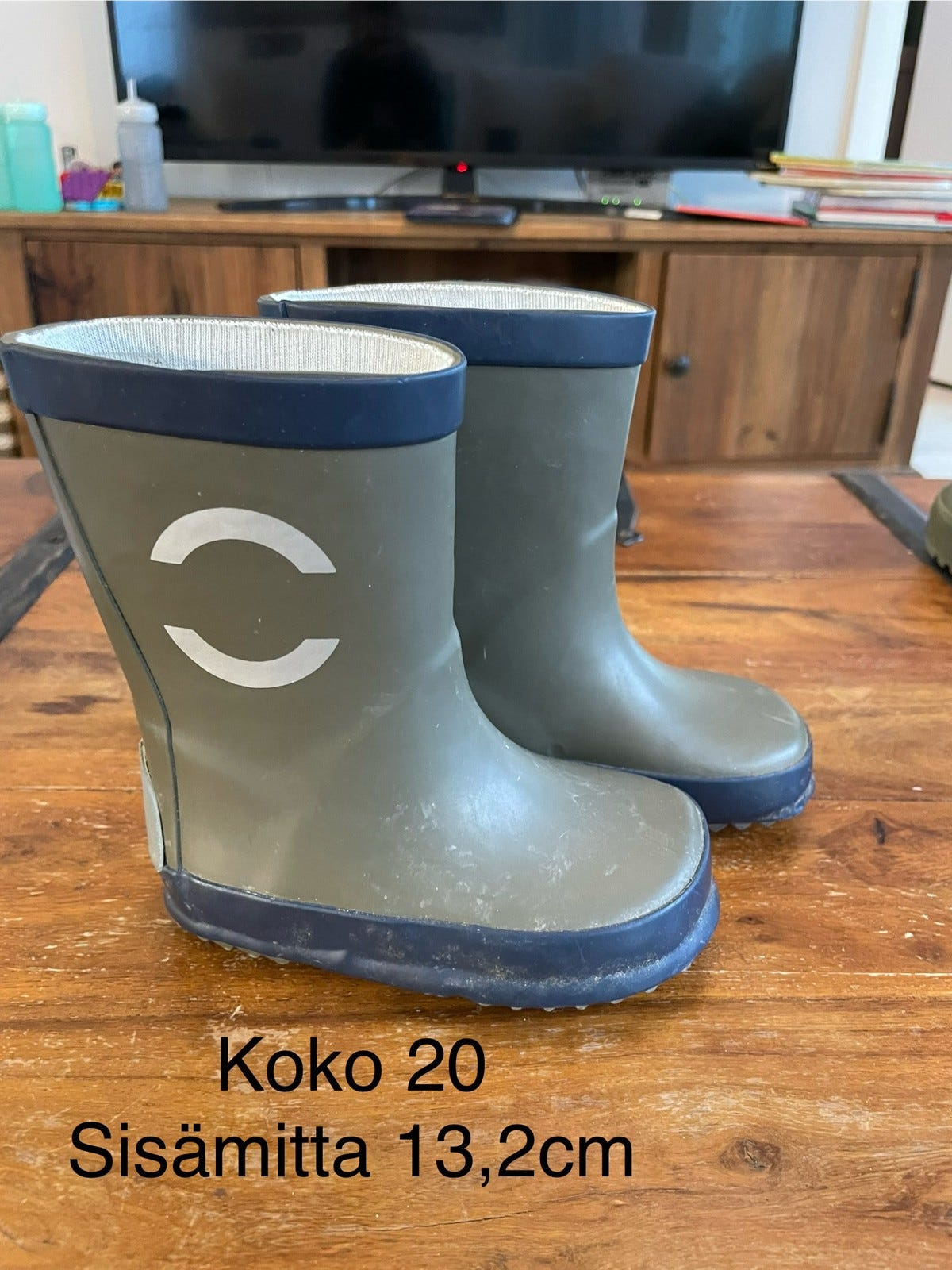 Mikk-Line kumisaappaat koko 20 | Tori