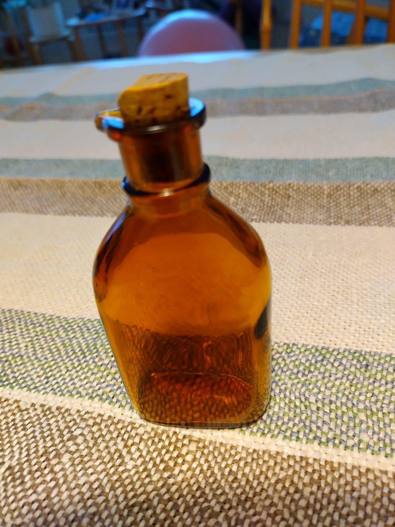 Ruskea lasipullo | Tori