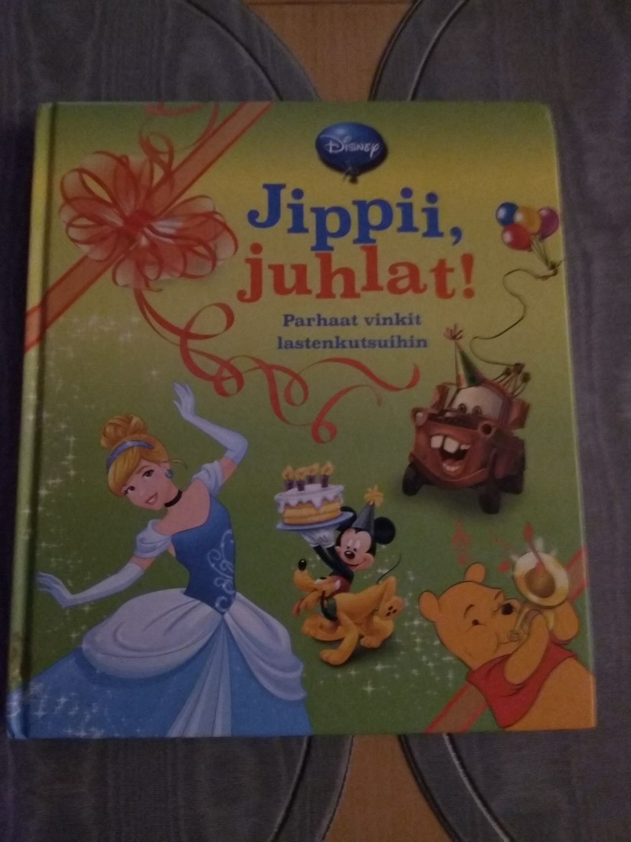 Disney Jippii, Juhlat ! kirja | Tori