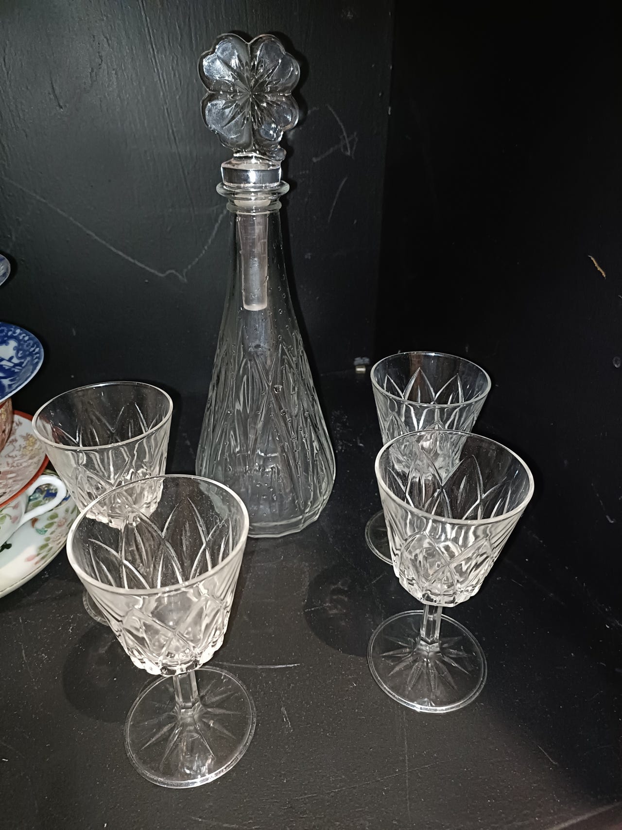 karahvi korkilla + 4 lasia | Tori