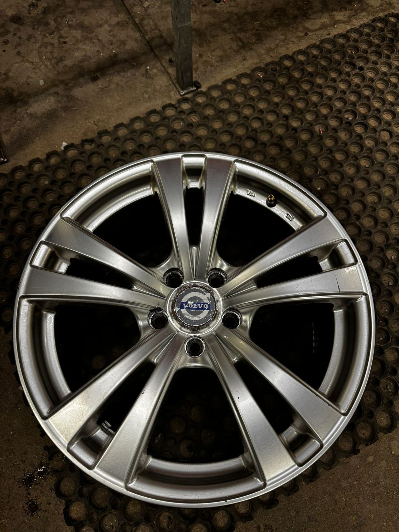 Volvo XC 60 17” vanteet | Tori