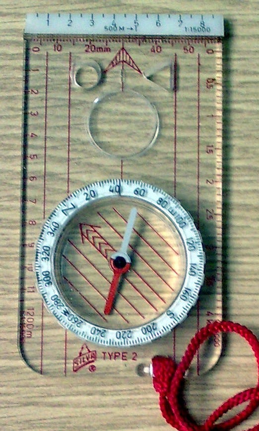 Kompassi suunnistukseen tai vaelluksille | Tori