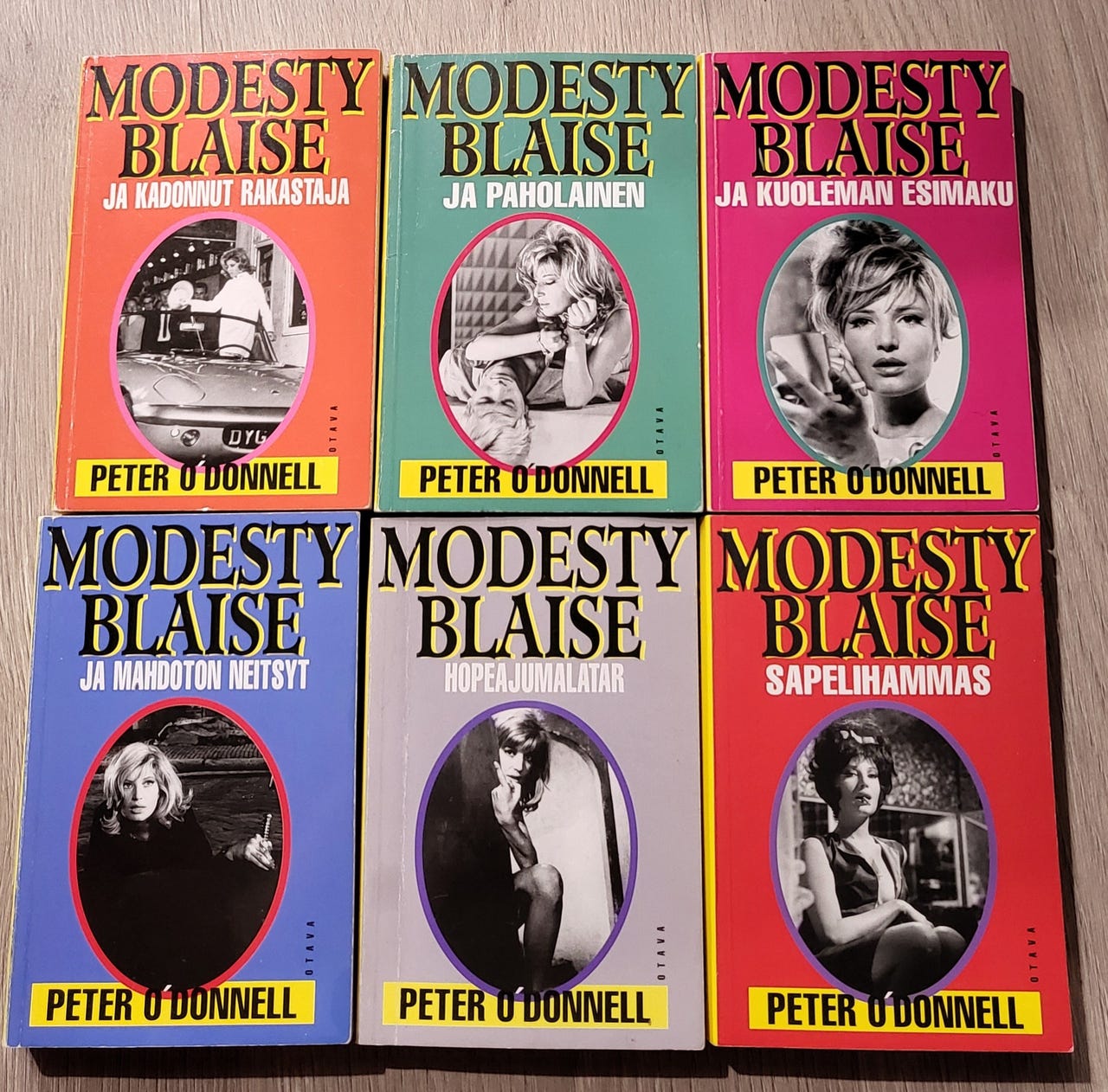 Modesty Blaise kirjoja | Tori