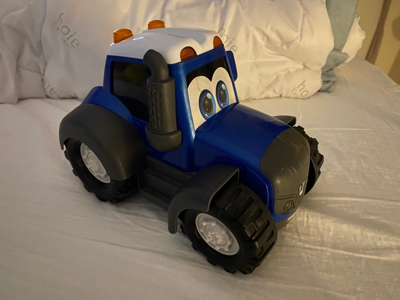 Dickie toys Valtra iloinen traktori | Tori