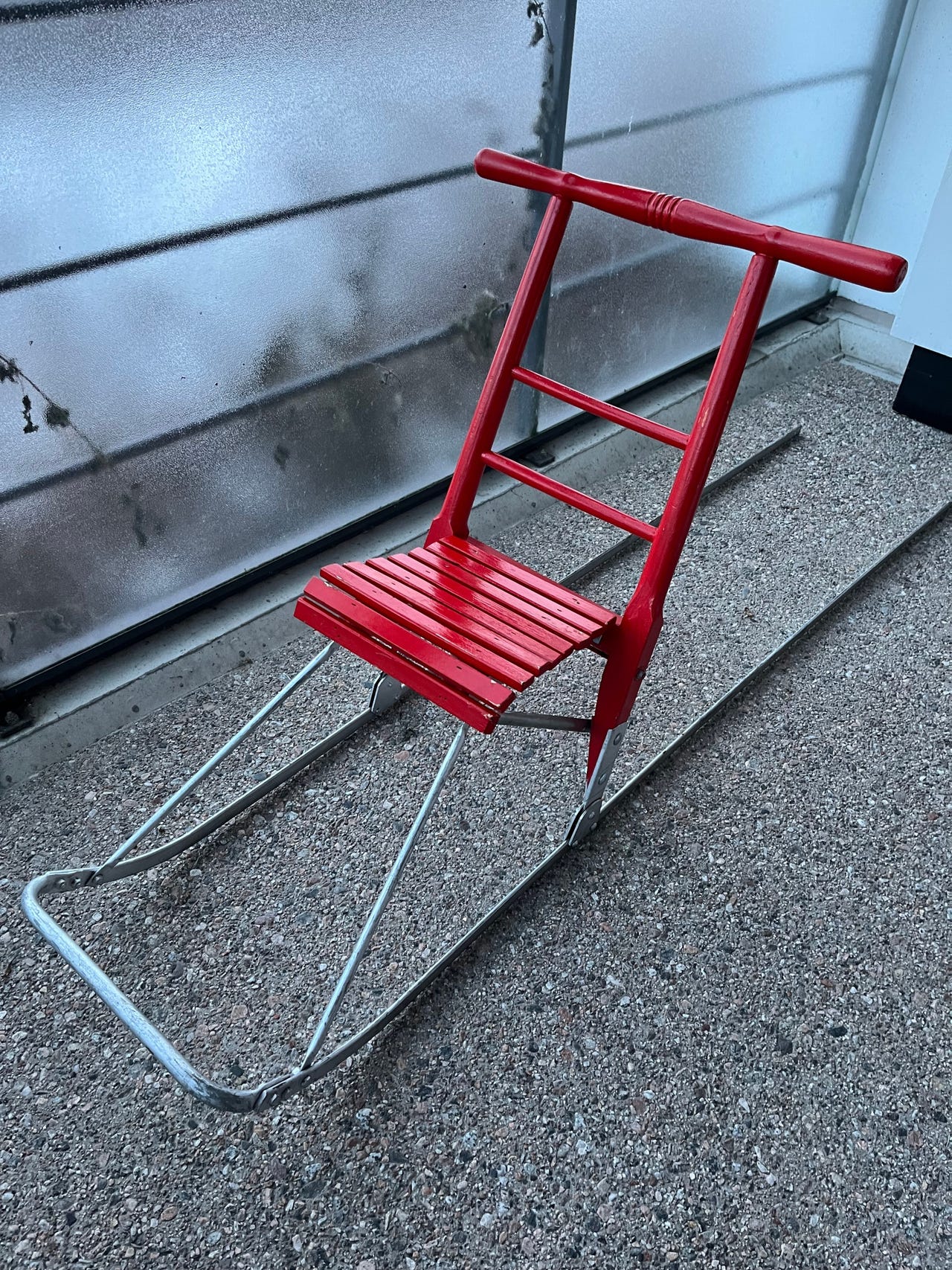 Pieni punainen potkukelkka | Tori