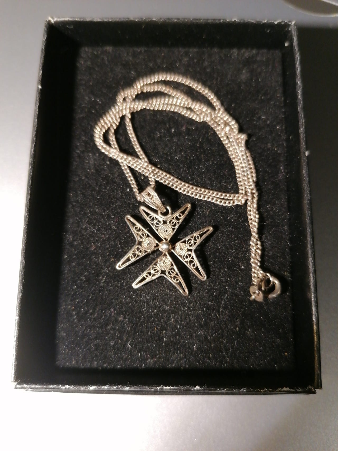 Hopeinen filigraani Maltan risti -riipus hopeaketjussa vintage Rare! | Tori