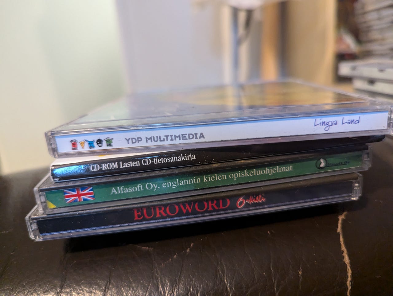 PC CD ROM Vanhat Sanakirjat ja Kielipelit Lingua Land x4 | Tori