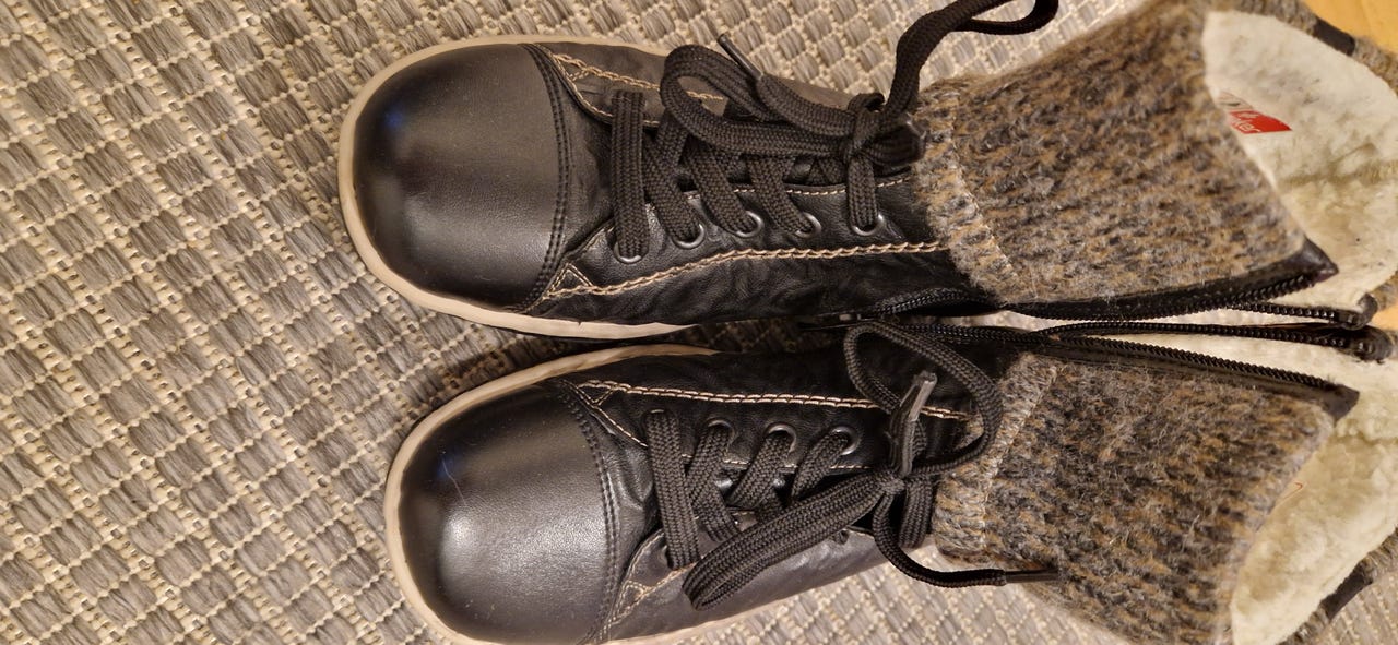 Naisten kengät rieker 39 | Tori