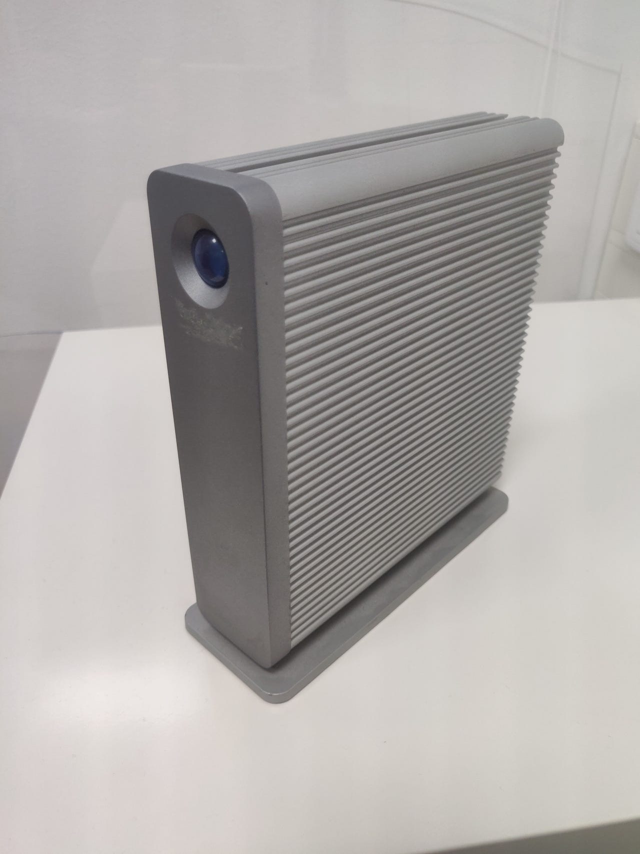 LaCie D2 Quadra V2 | Tori