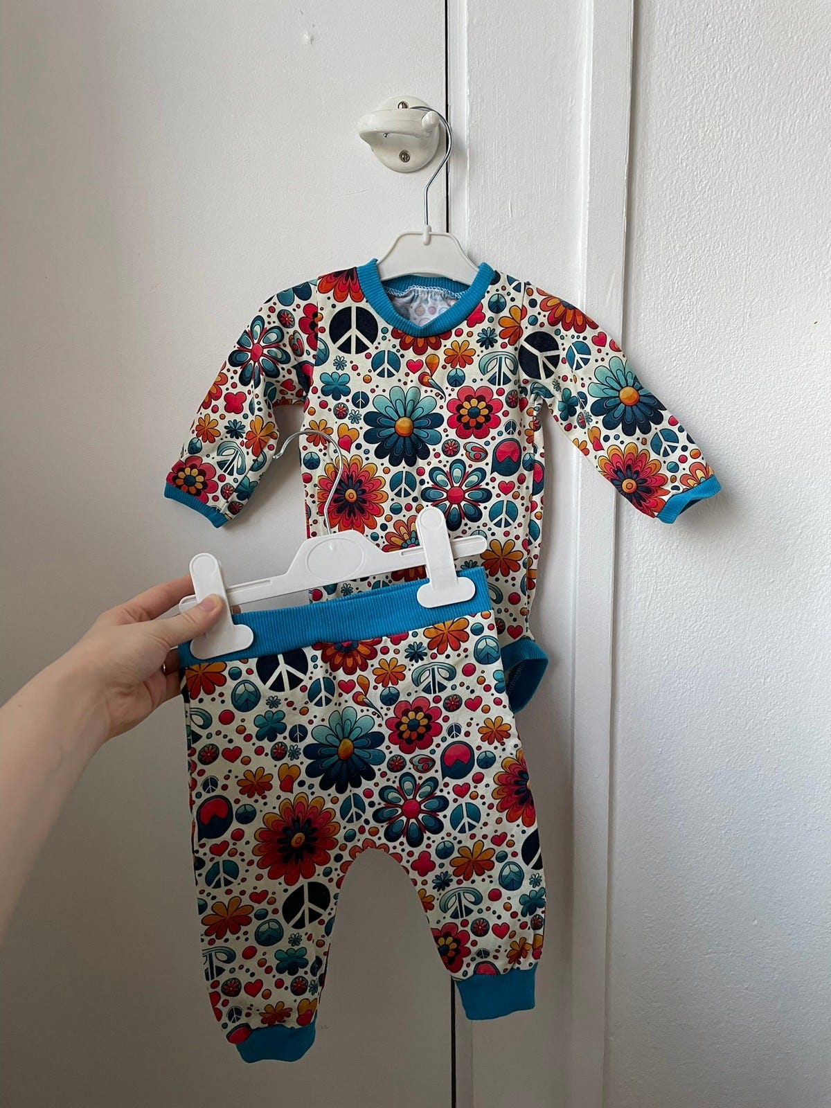 Vauvan body ja housut setti 56-62 | Tori