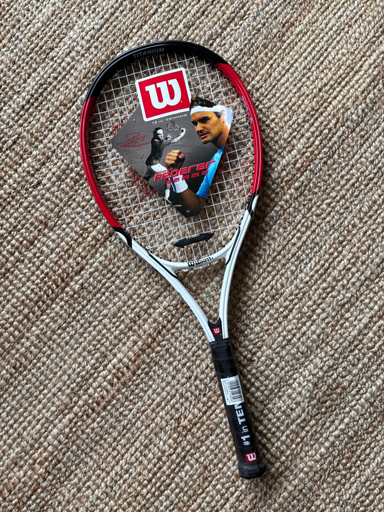 Uusi Wilson Roger Federer 27 Titanium tennismaila | Tori