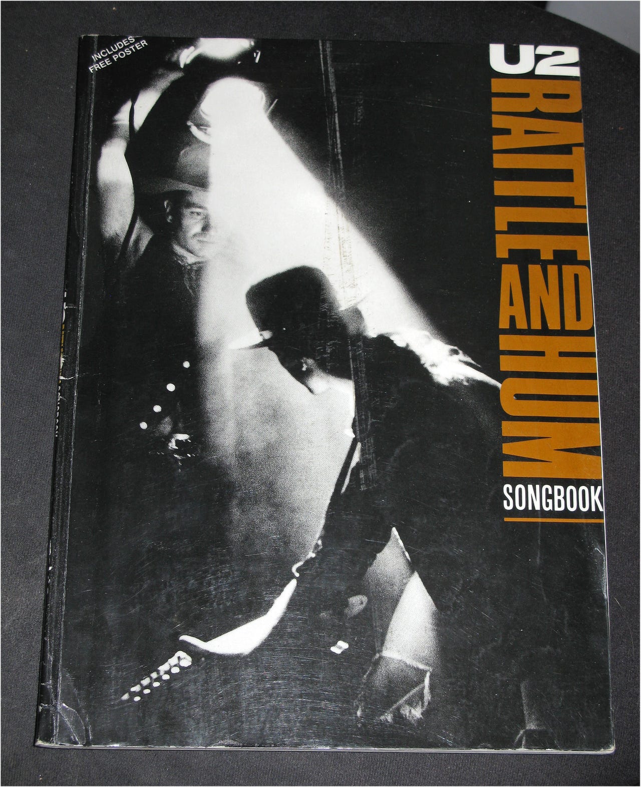 U2: Rattle and Hum songbook nuottikirja | Tori